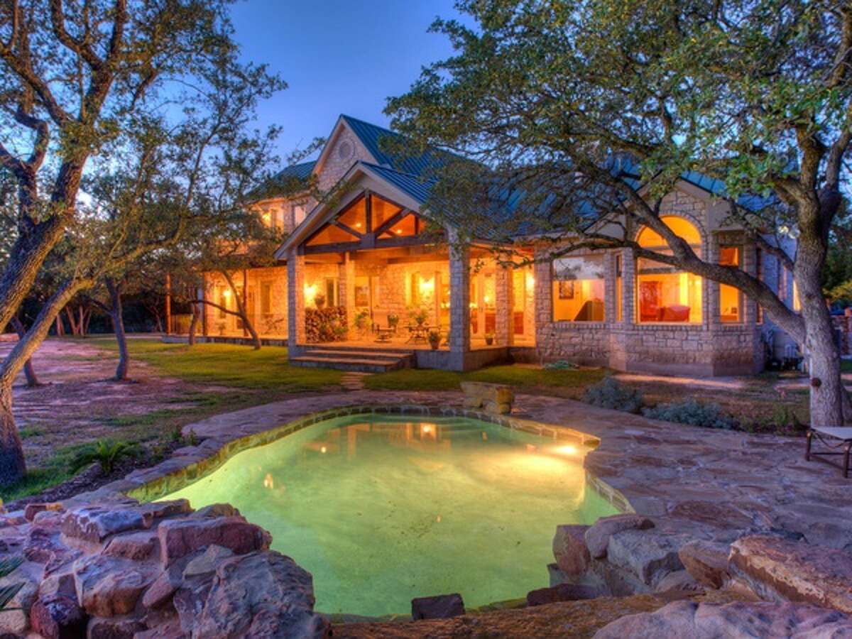 Legendary Texas ranch listed for $9.5 million