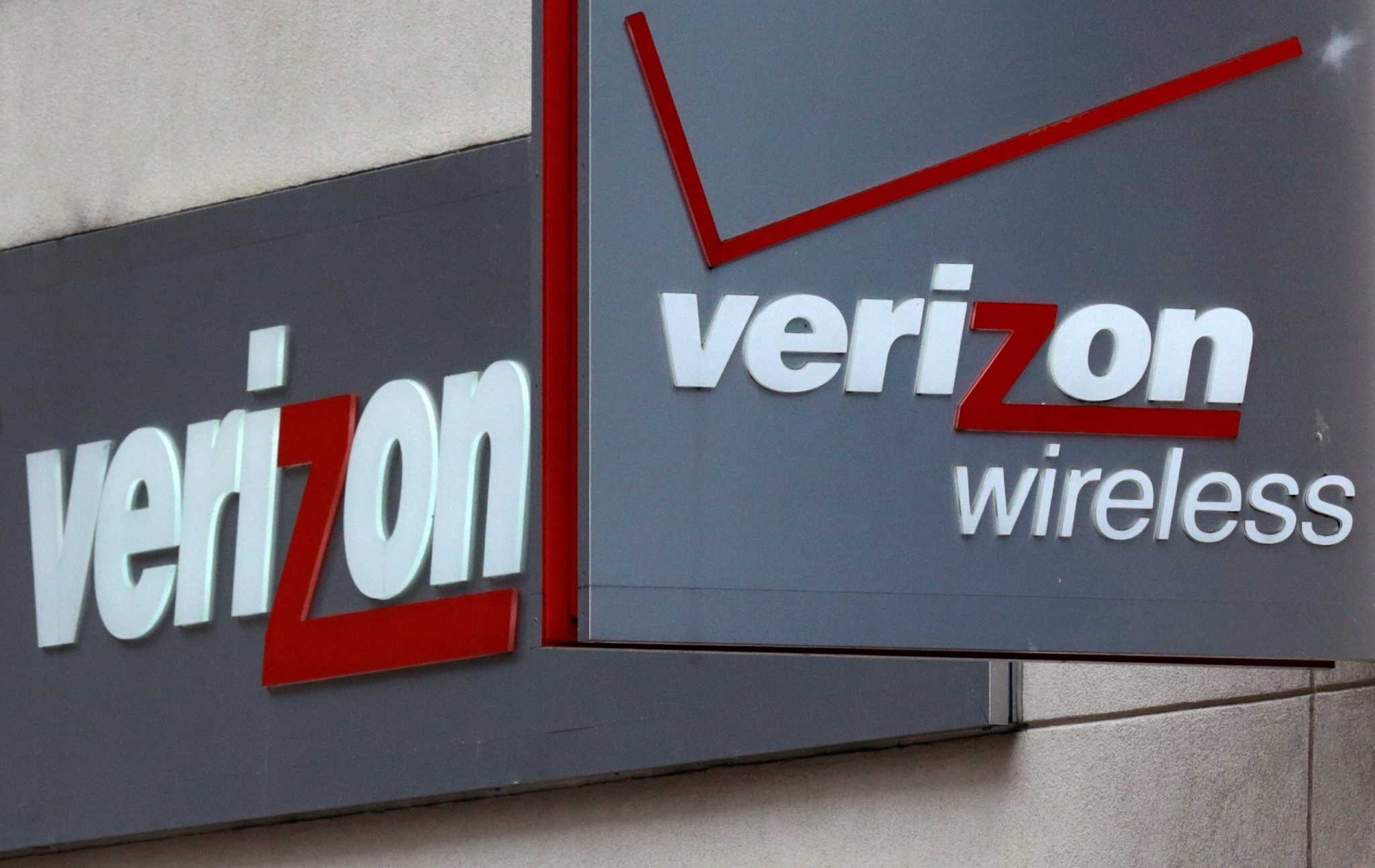 Verizon program rewards customers as they're tracked