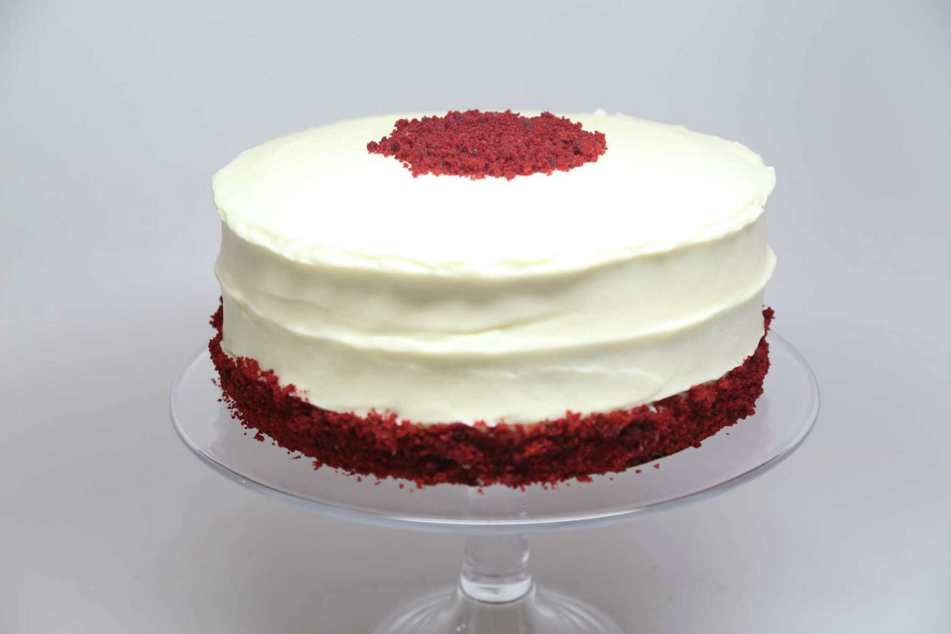 Willie Mike masters Red Velvet Cake