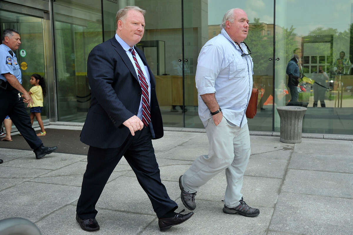 Skakel seeks suppression of tapes