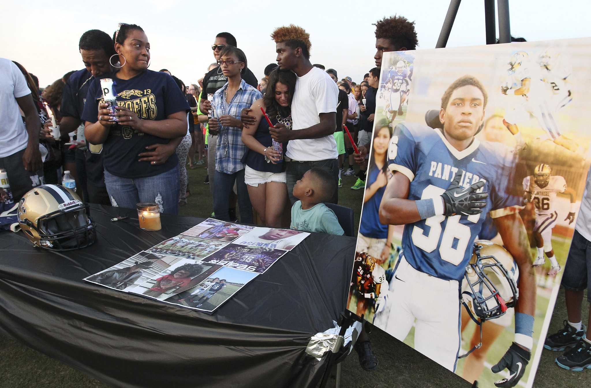 Over 1,000 people gather to celebrate life of local football player