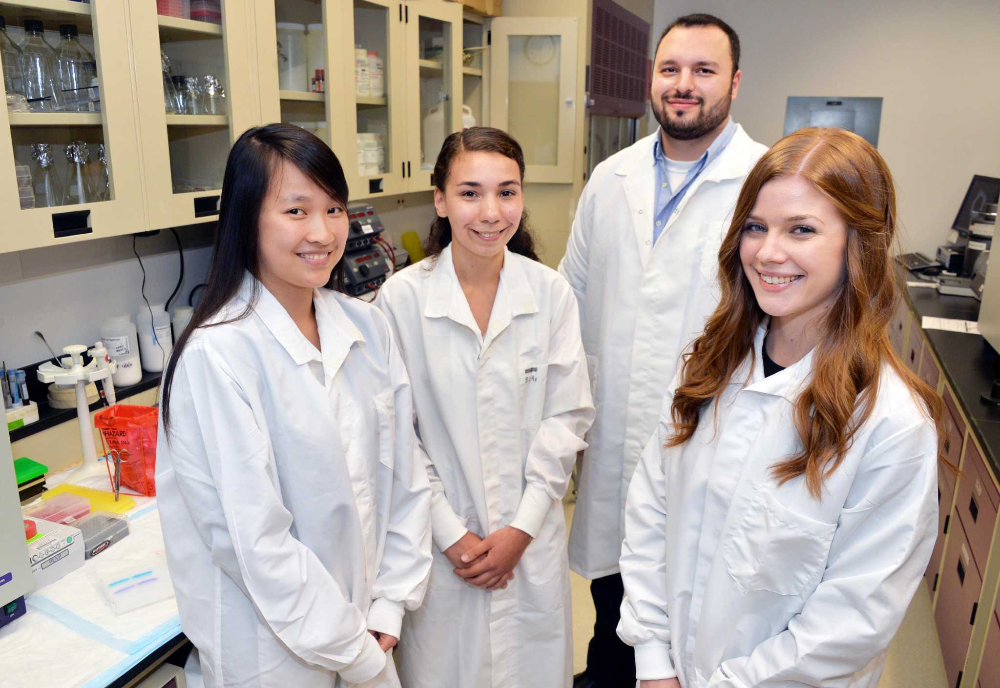 Lab science program readies first graduates