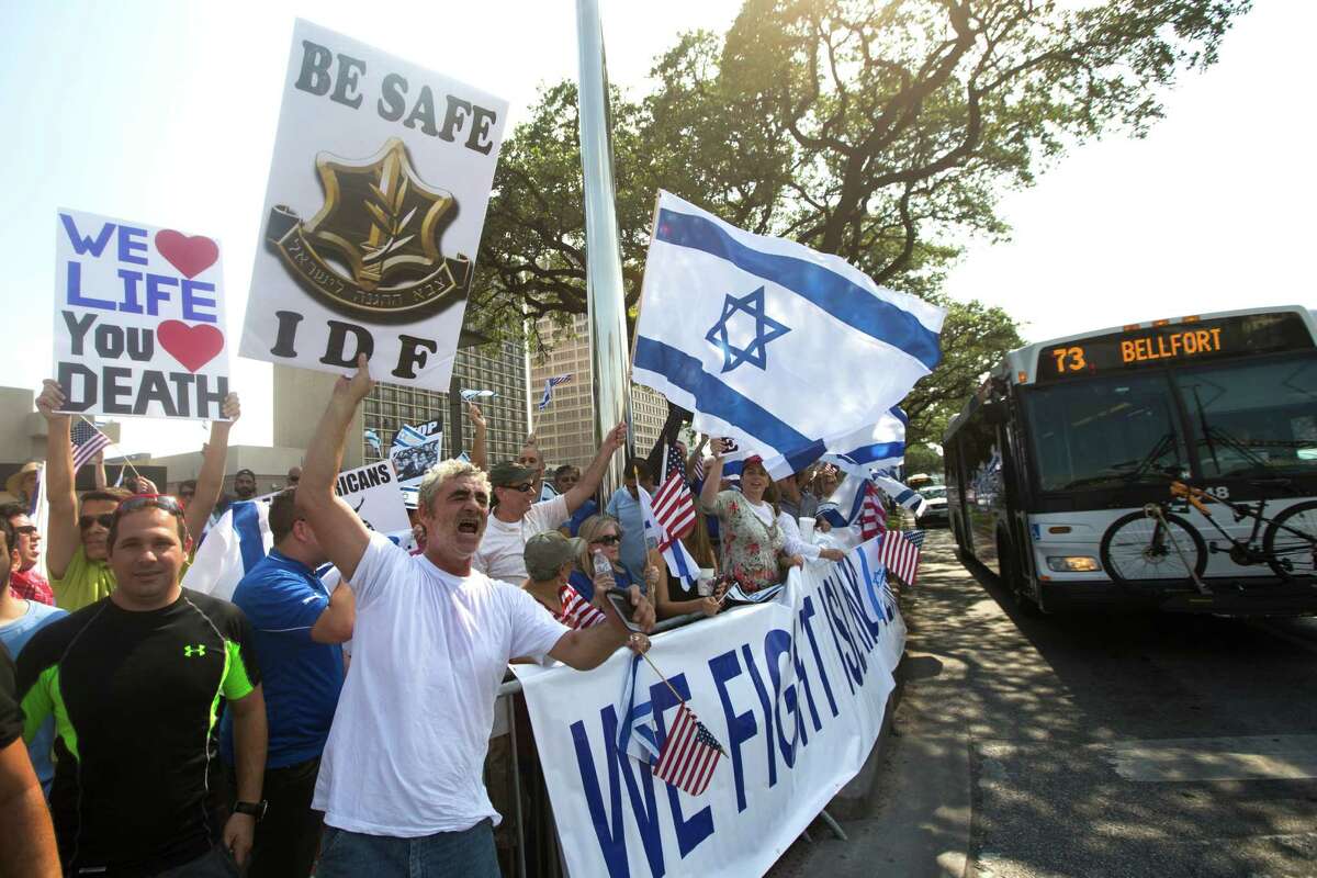 Houston protesters face off over Mideast conflict