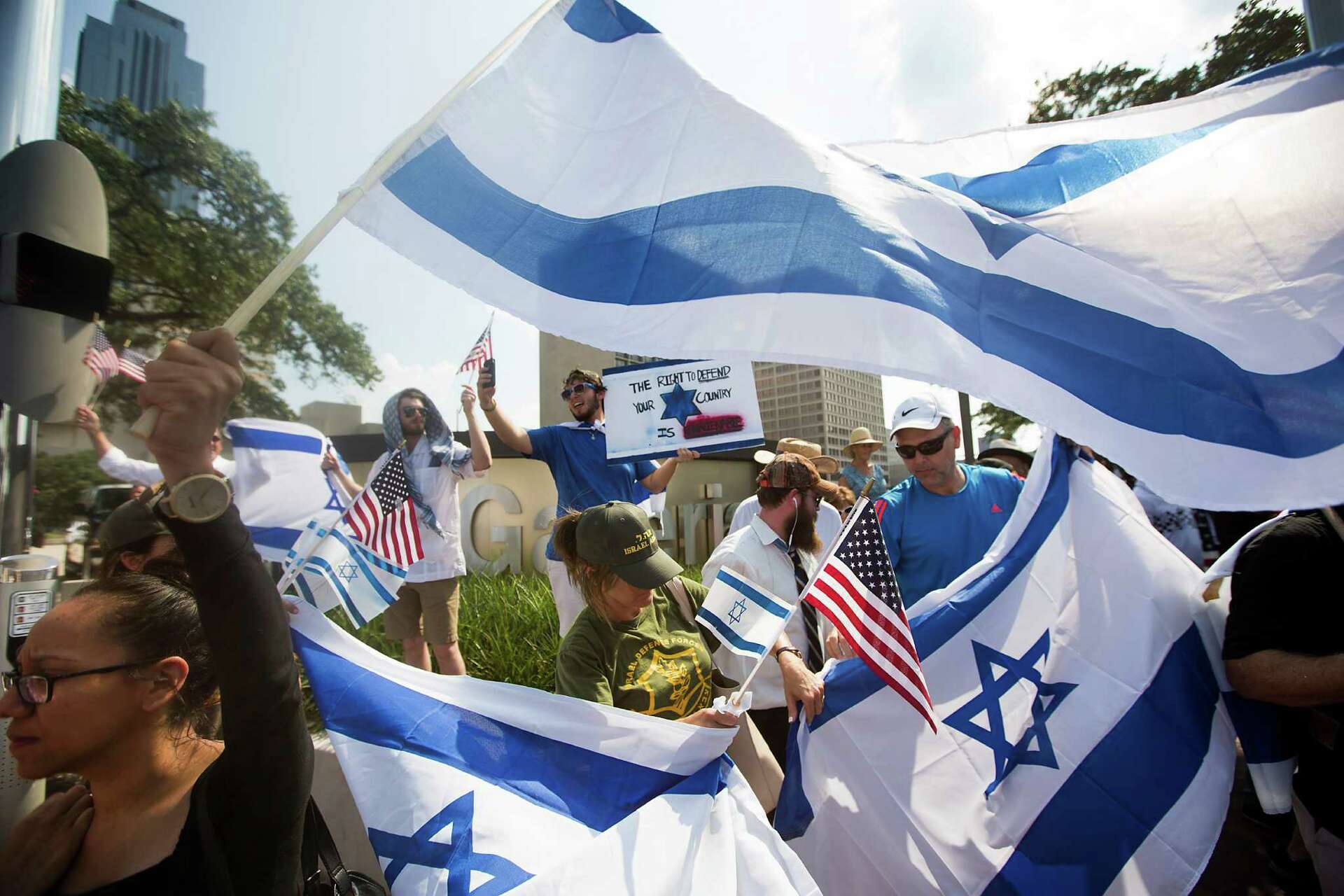 Houston protesters face off over Mideast conflict