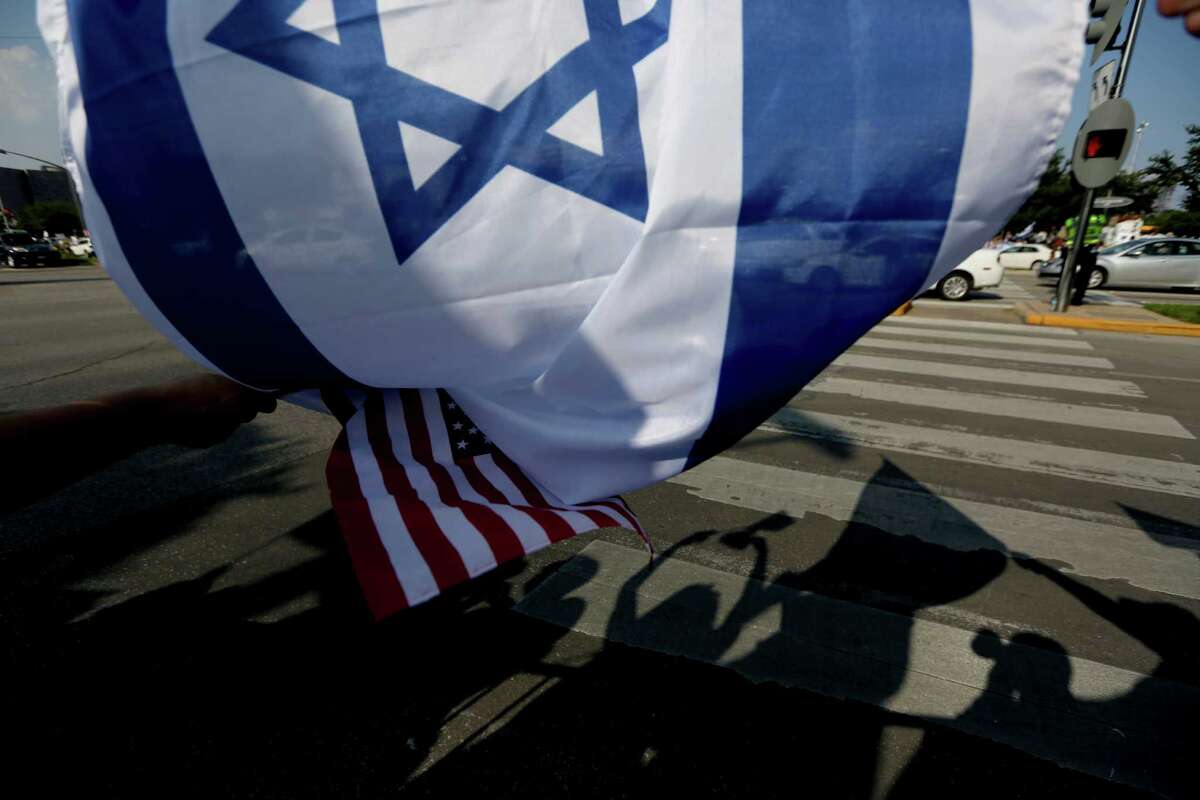 Houston protesters face off over Mideast conflict
