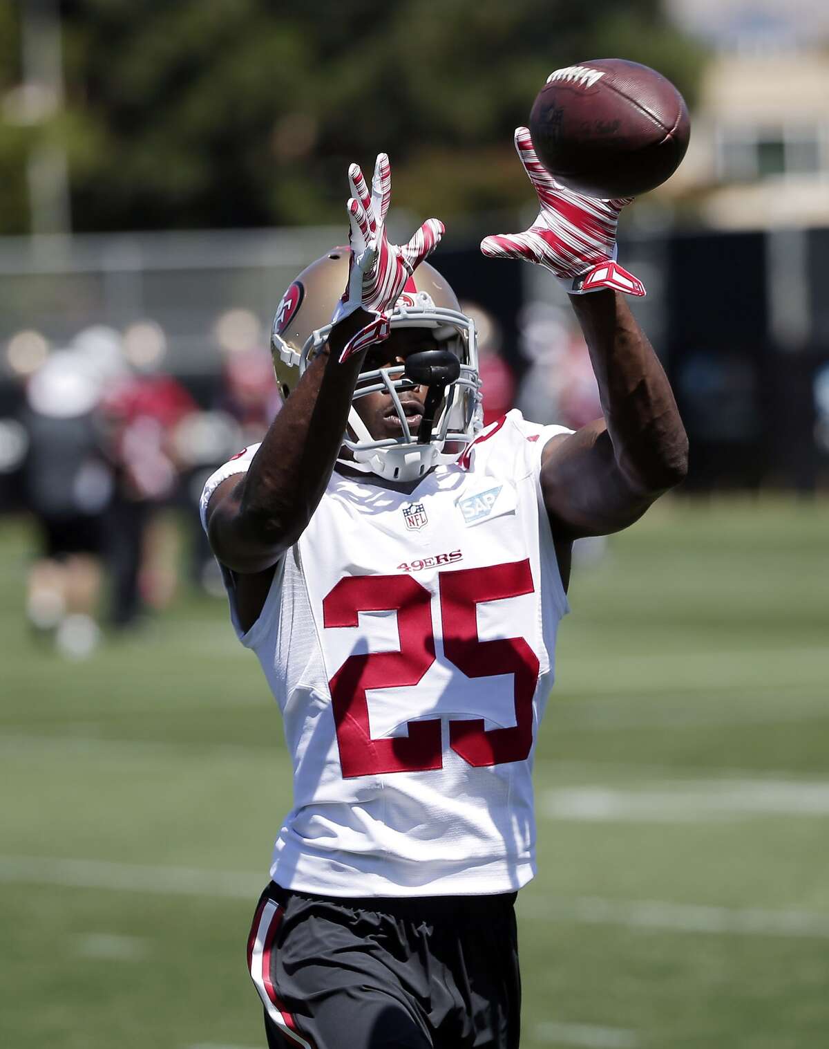 49ers' 1st-rounder Jimmie Ward impresses in early practices