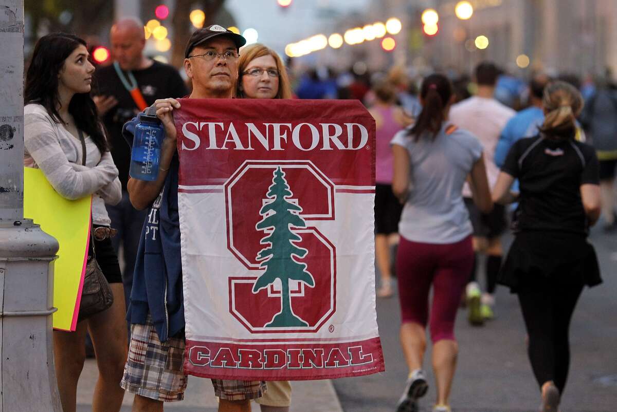 Morning cool helps as thousands pound S.F. Marathon