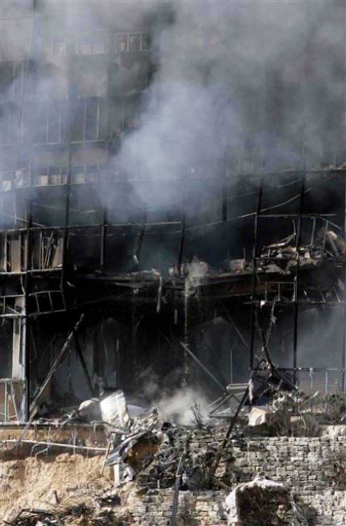 Official: Plane crash pilot left anti-IRS Web note