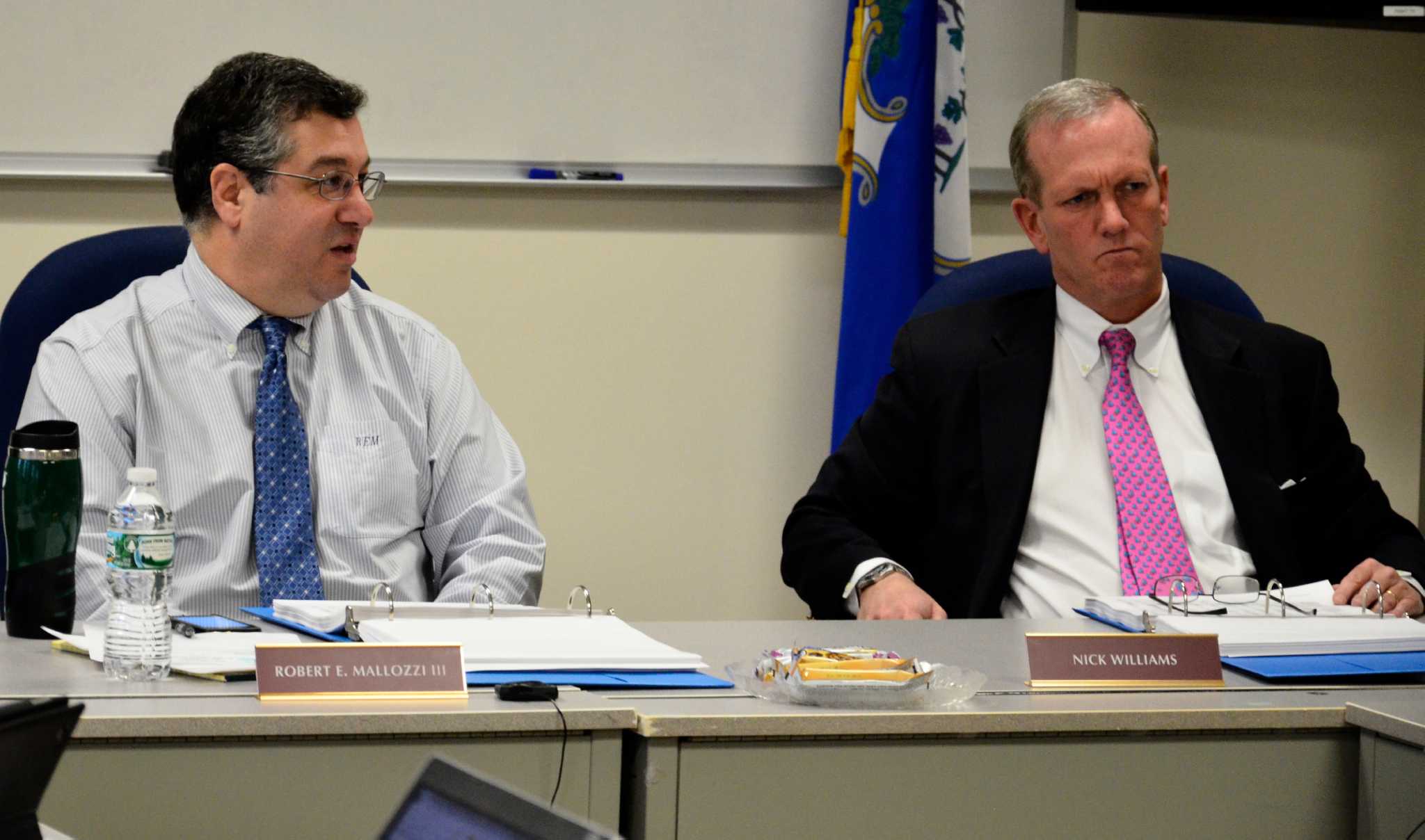 Town-wide project lags; gas for schools, Waveny, YMCA eyed