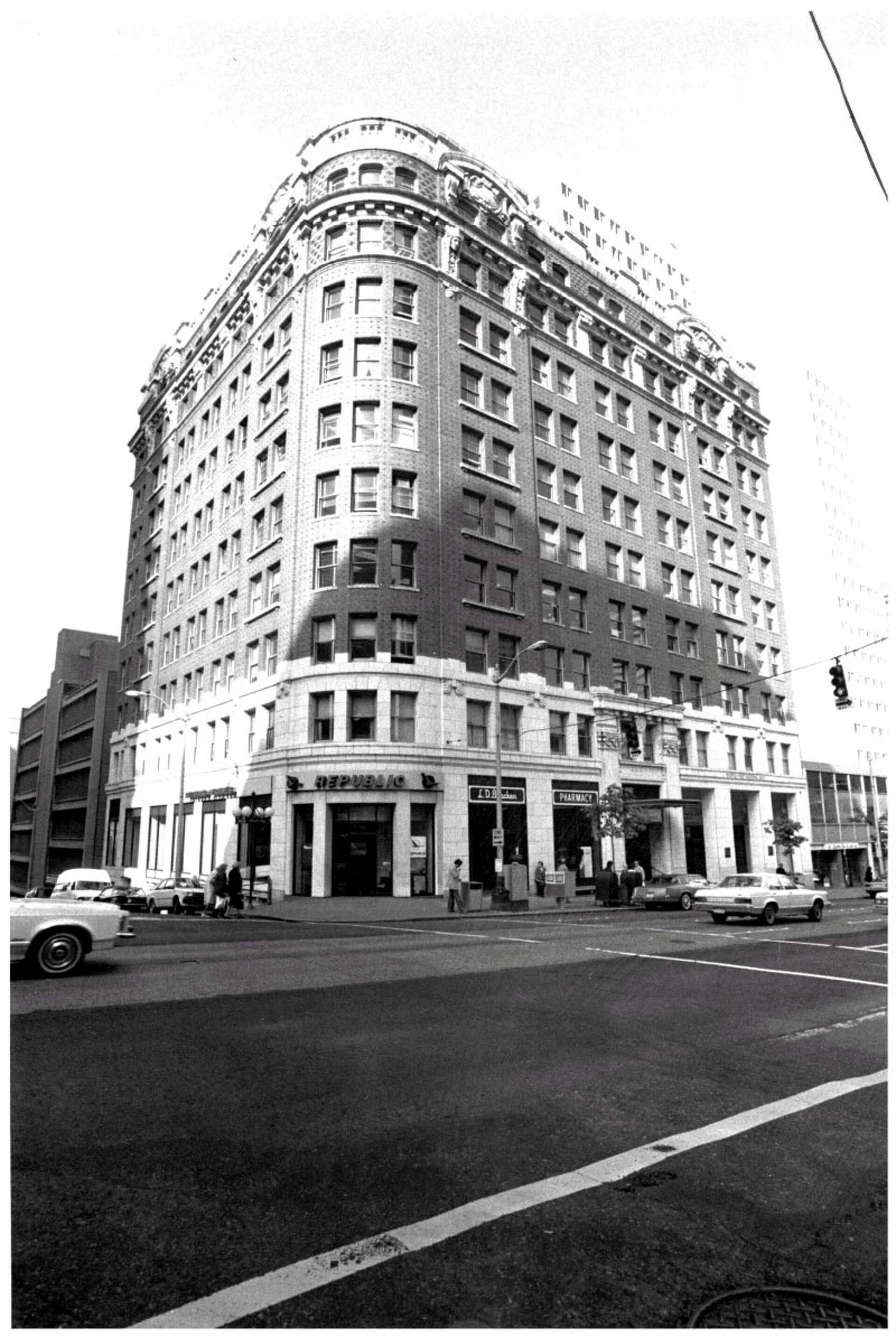 Another chunk of old Seattle set for demolition