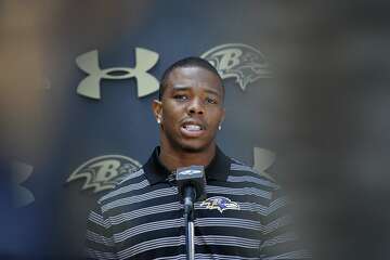 Ray Rice apologizes for domestic abuse incident with then-fiancee