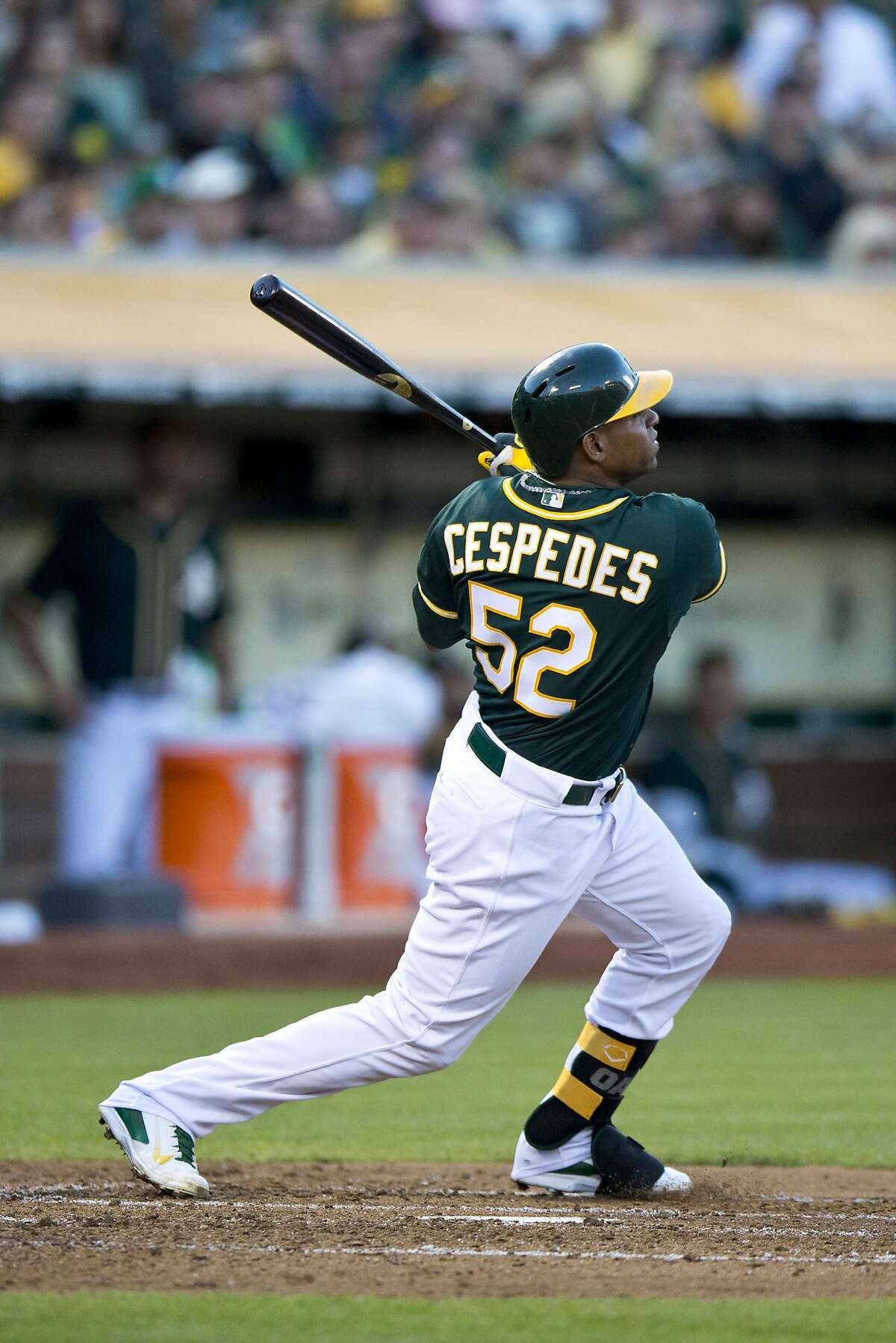 In shocking trade, A's deal Cespedes for Red Sox's Lester