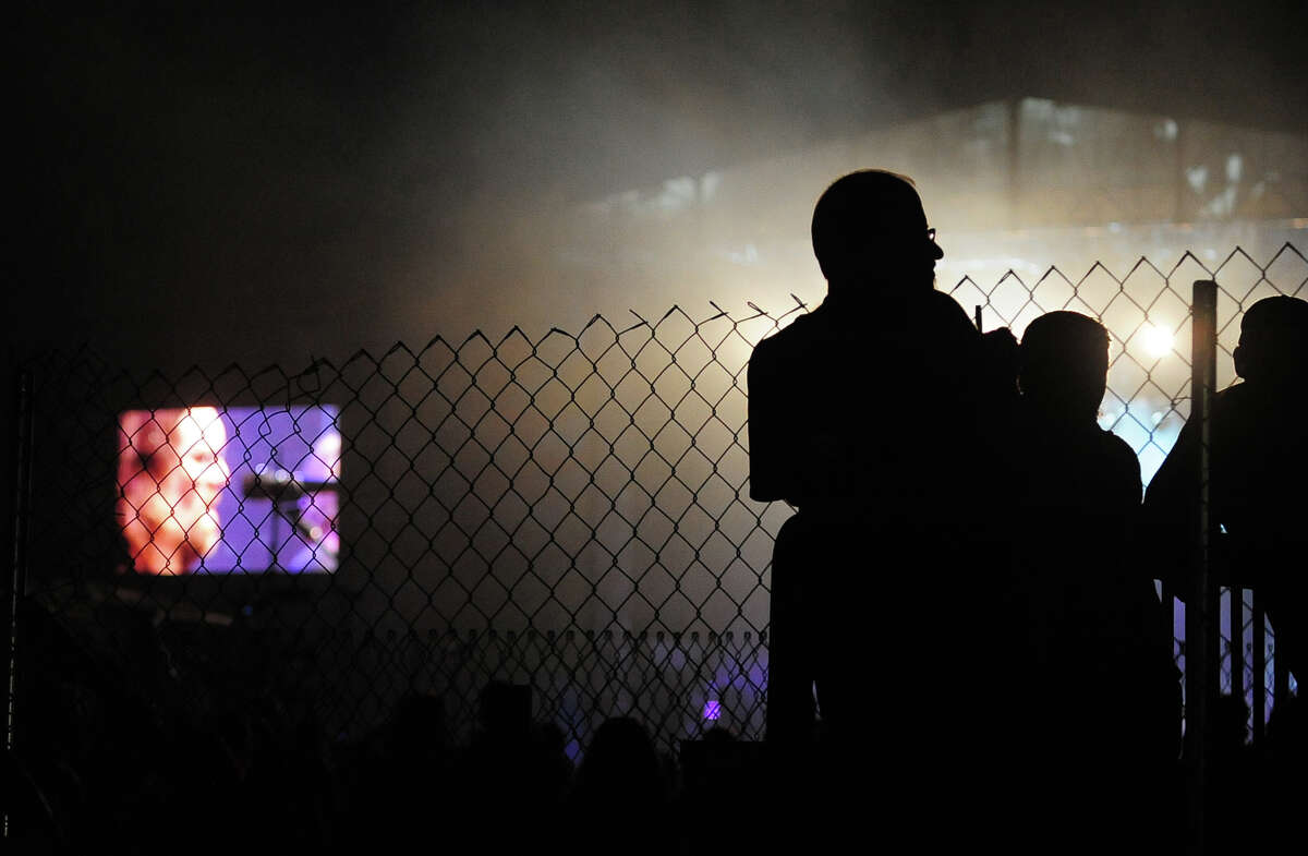 Vibes fans get ready early