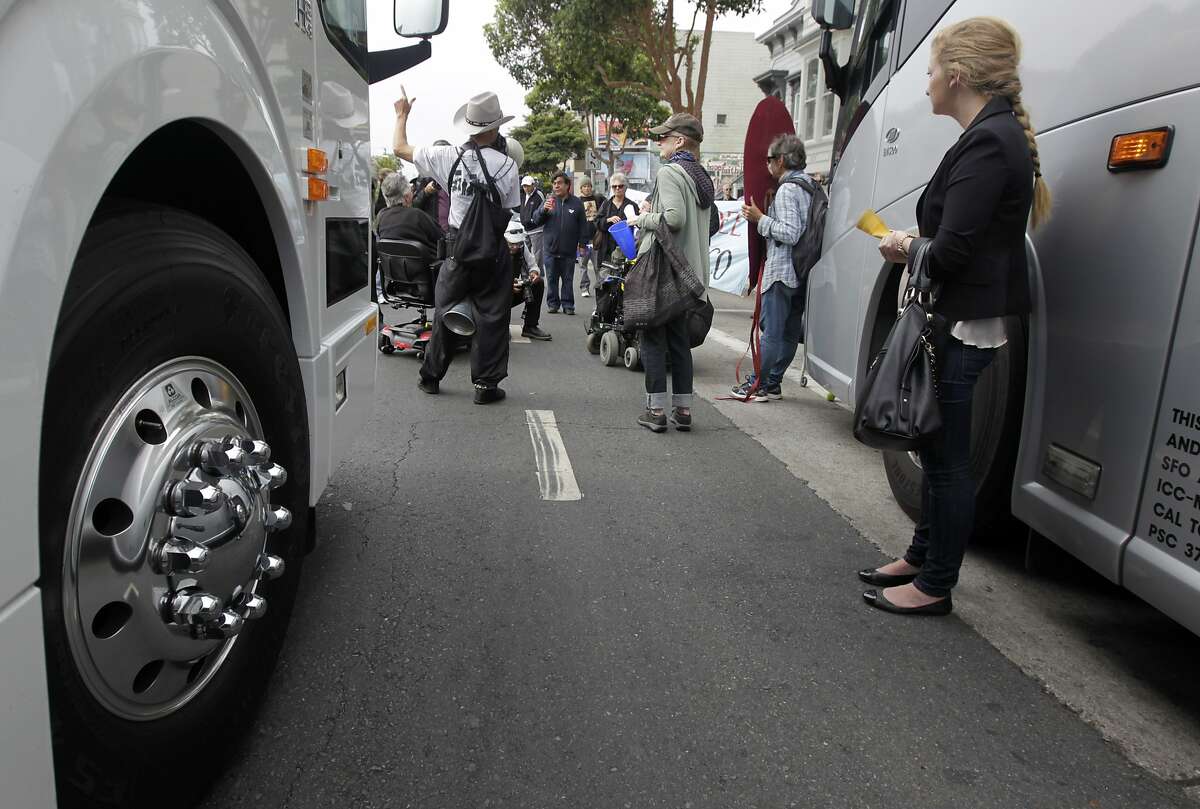 Seniors and people with disabilities block tech buses in S.F.