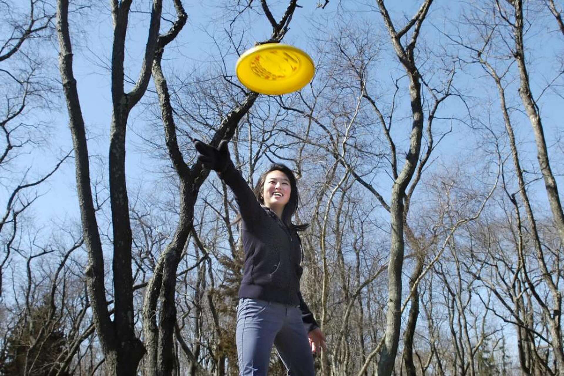 A Frisbee spin on legendary Bridgeport pie tins