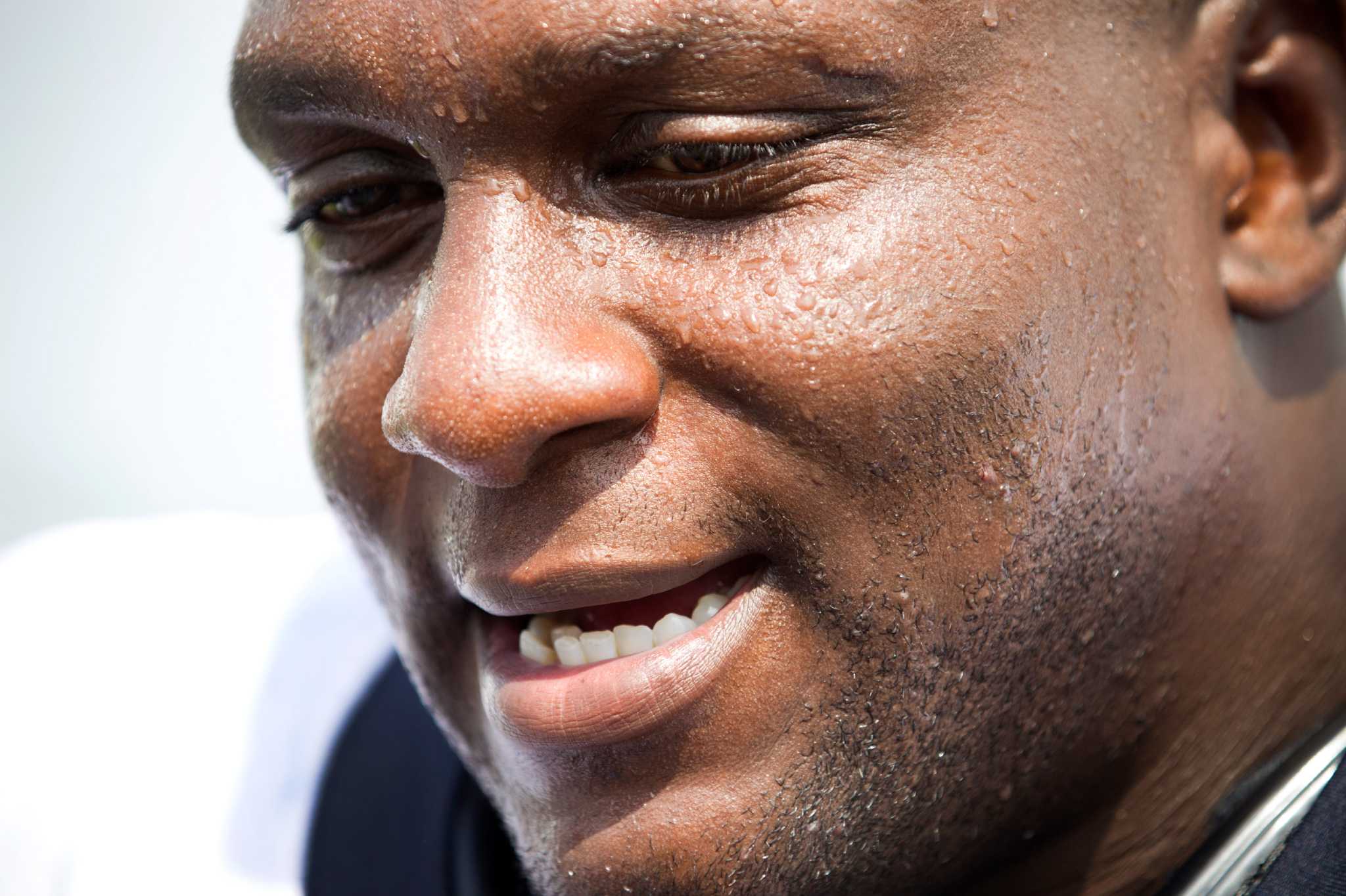 Texans' Powe has earned his name, and you won't forget it