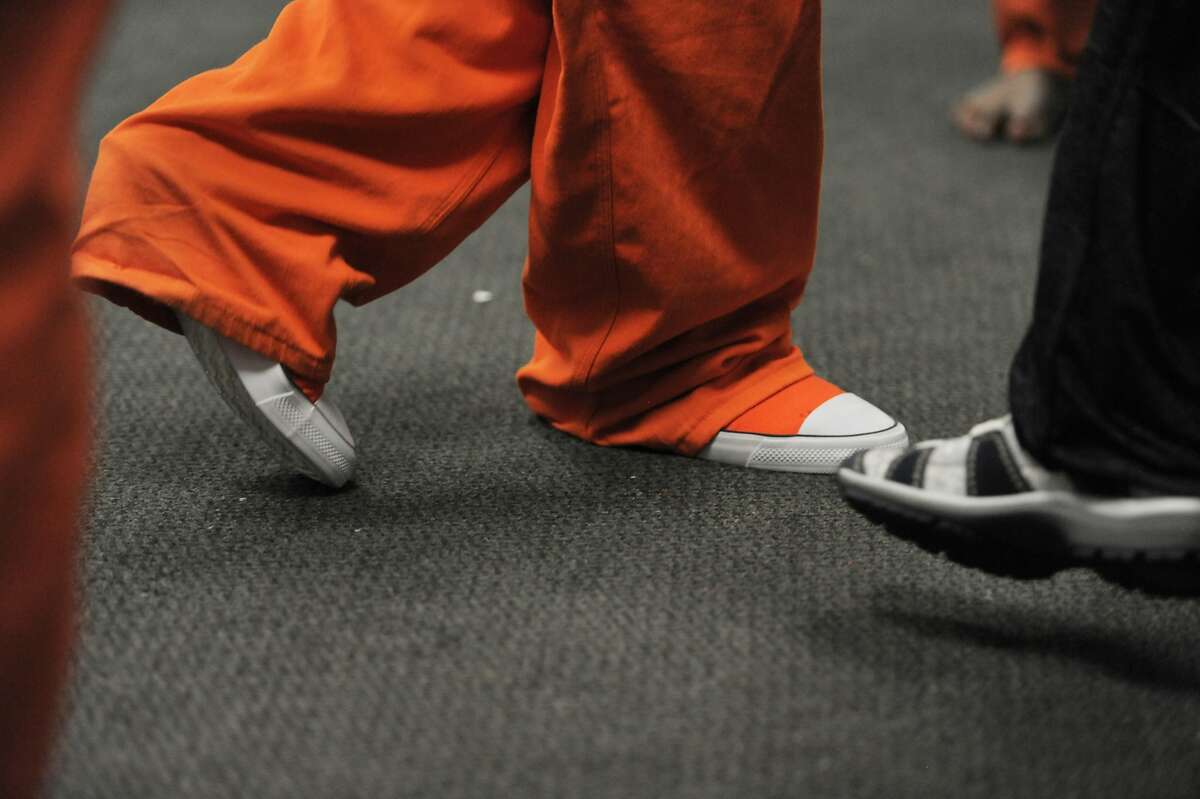 Meditative dance frees women from emotional confines of jail