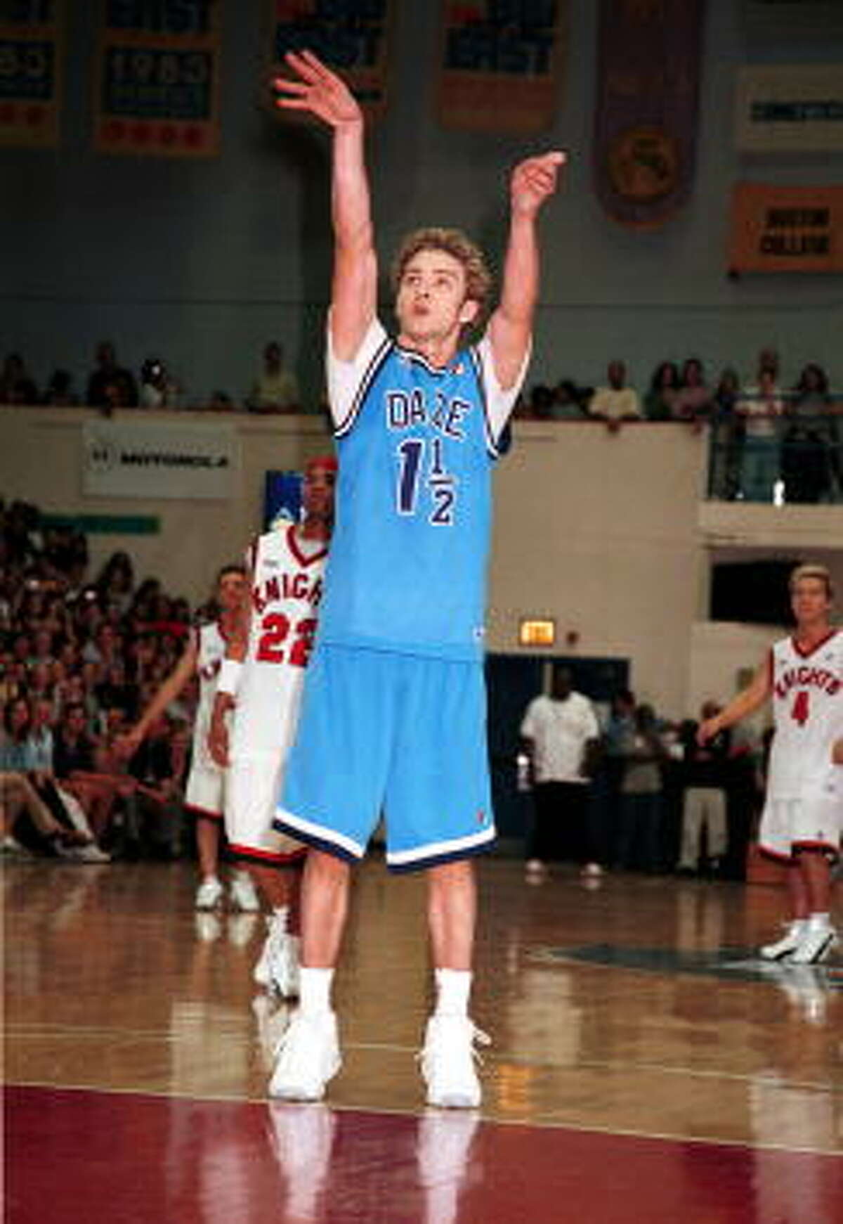 Justin Timberlake performs at the AT&T