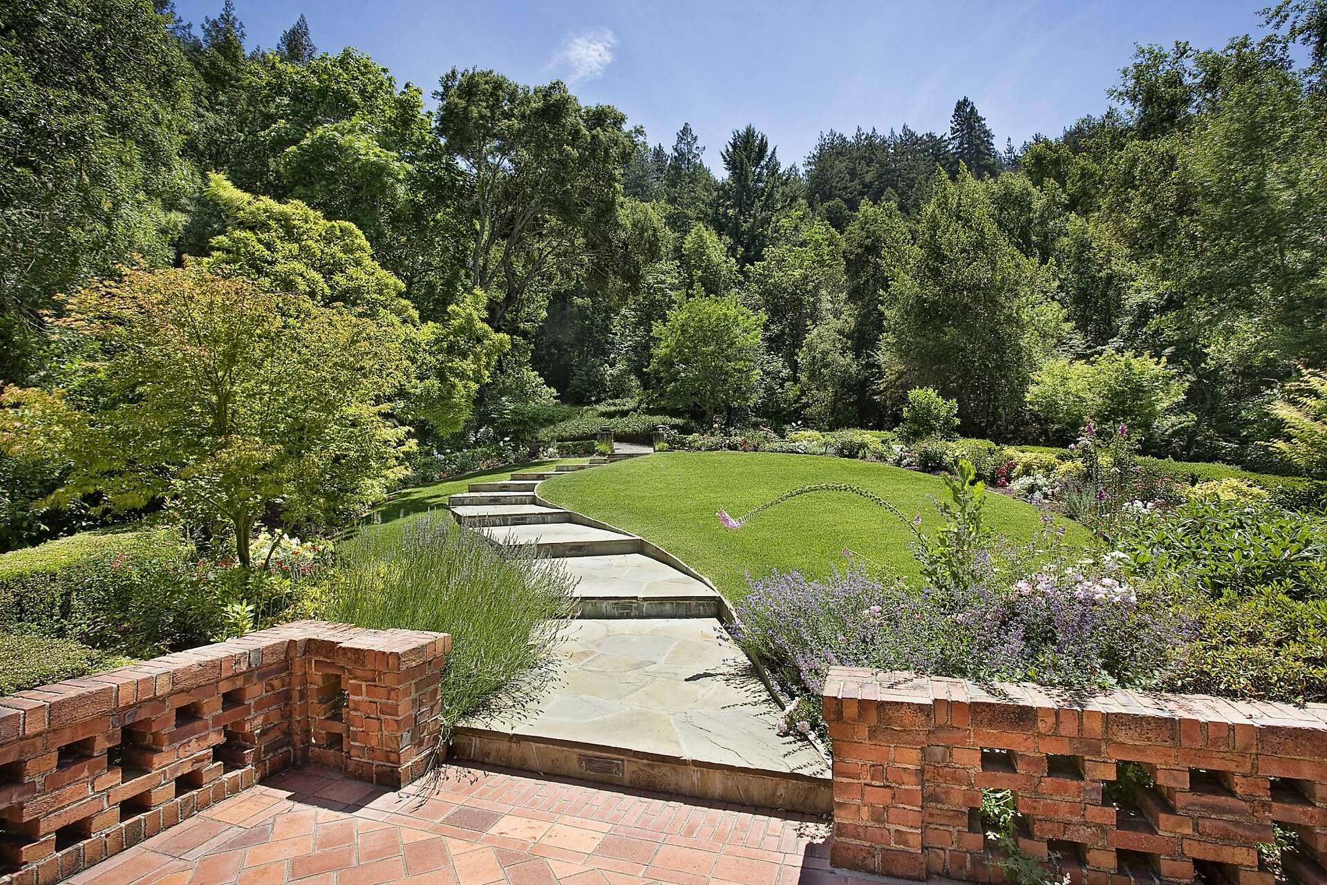 Ross estate boasts classical design in a verdant setting