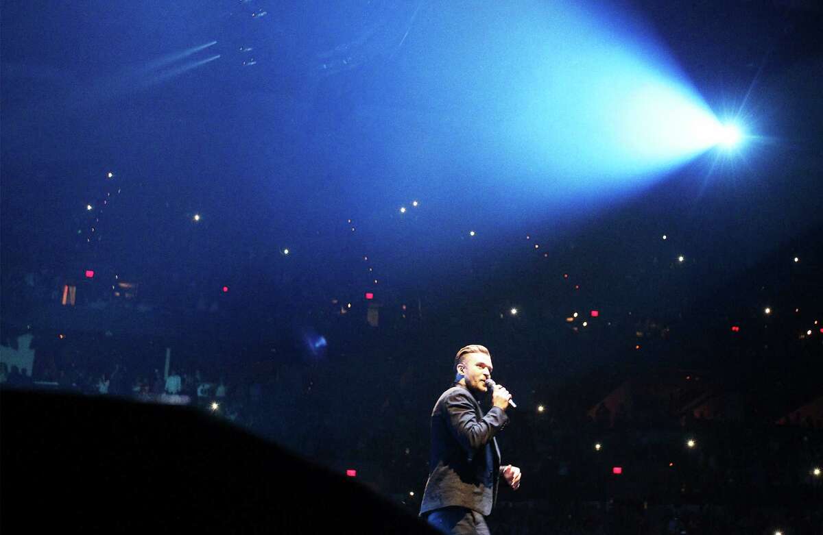 Justin Timberlake performs at the AT&T