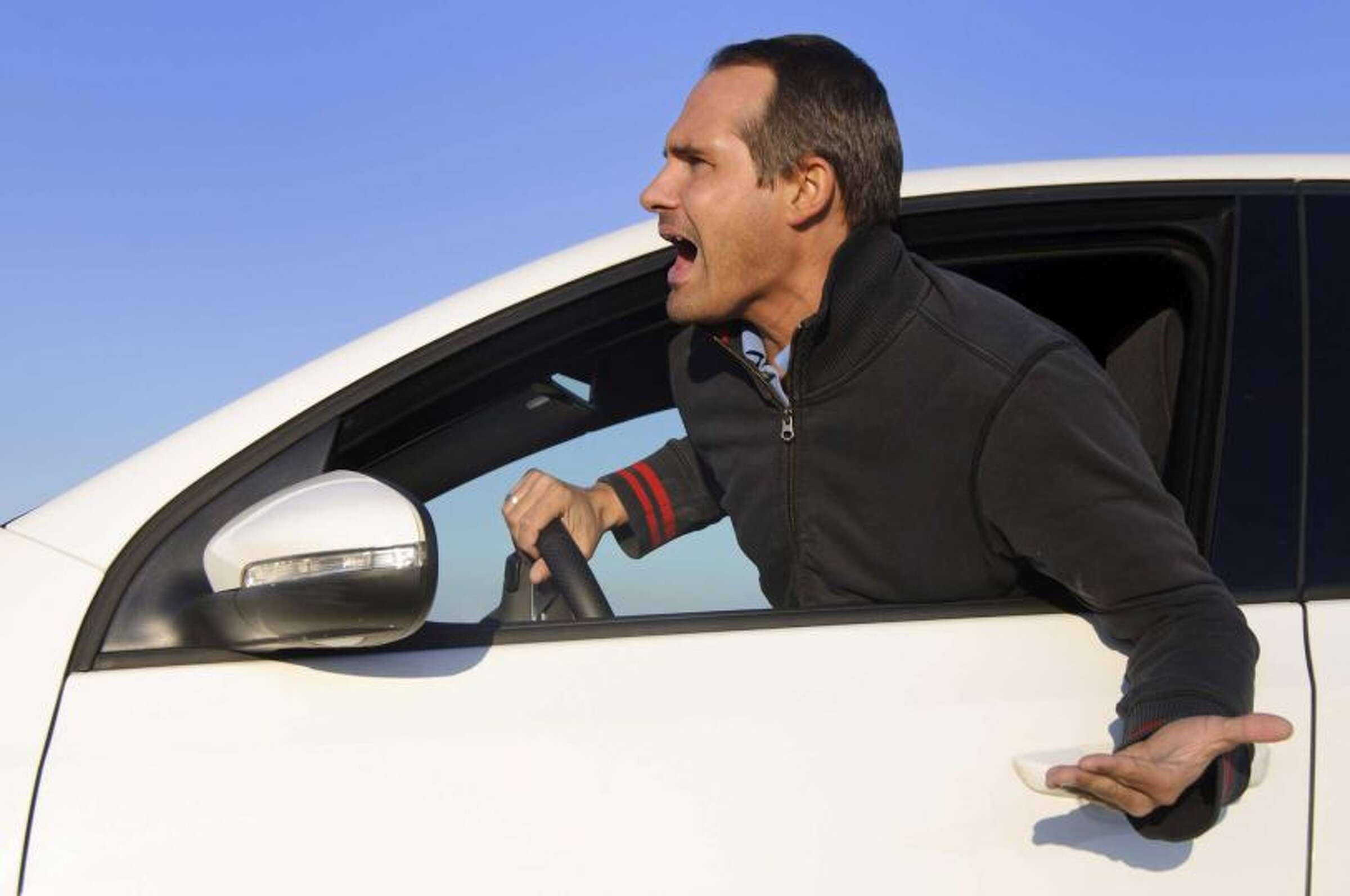 13 aggravating driving habits