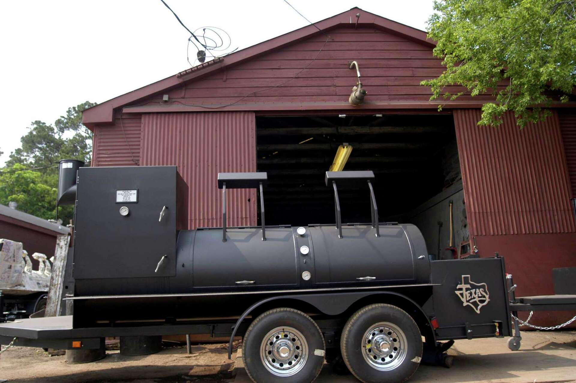 Barbecue pits are often a telltale sign of the barbecue inside