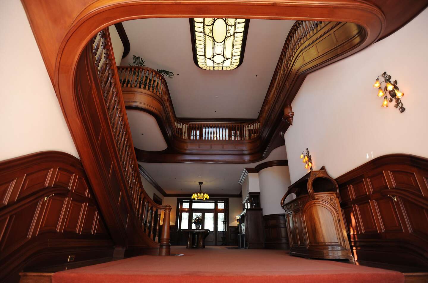 Lucas' architect choice for Chicago light years from S.F. vision