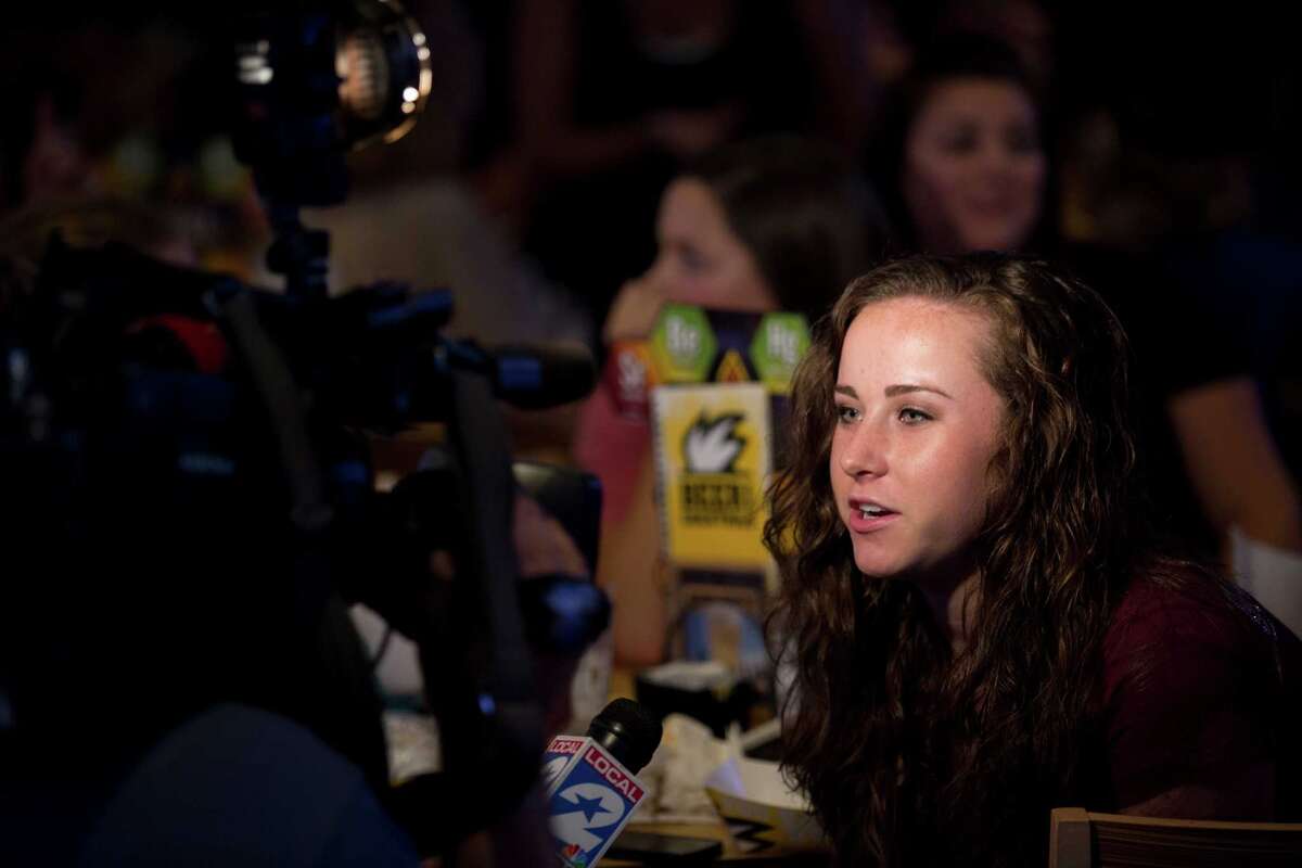 Pearland East punches ticket to Williamsport