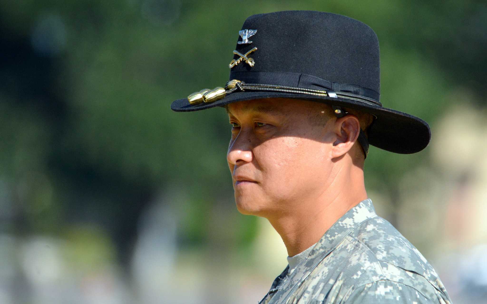 Army promotes first Vietnamese-American general