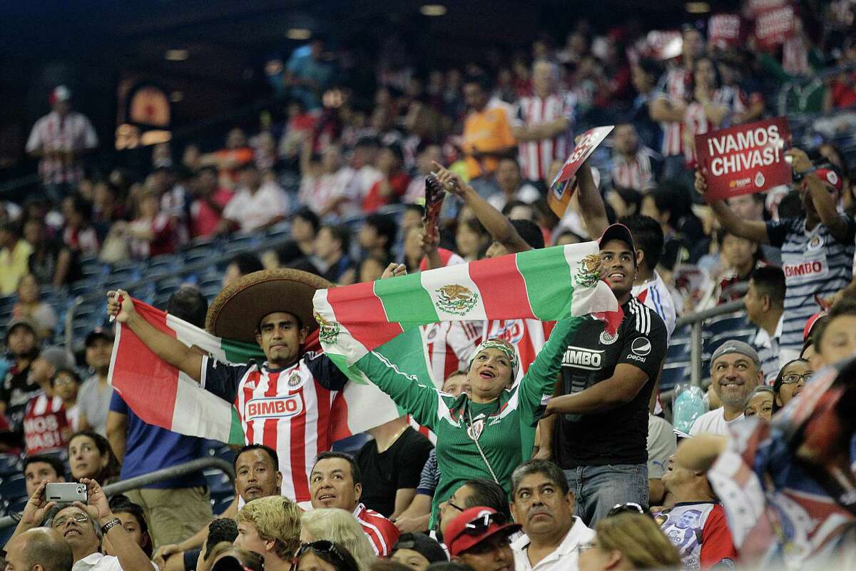 AC Milan's 3-0 win over Chivas marred by poor field conditions