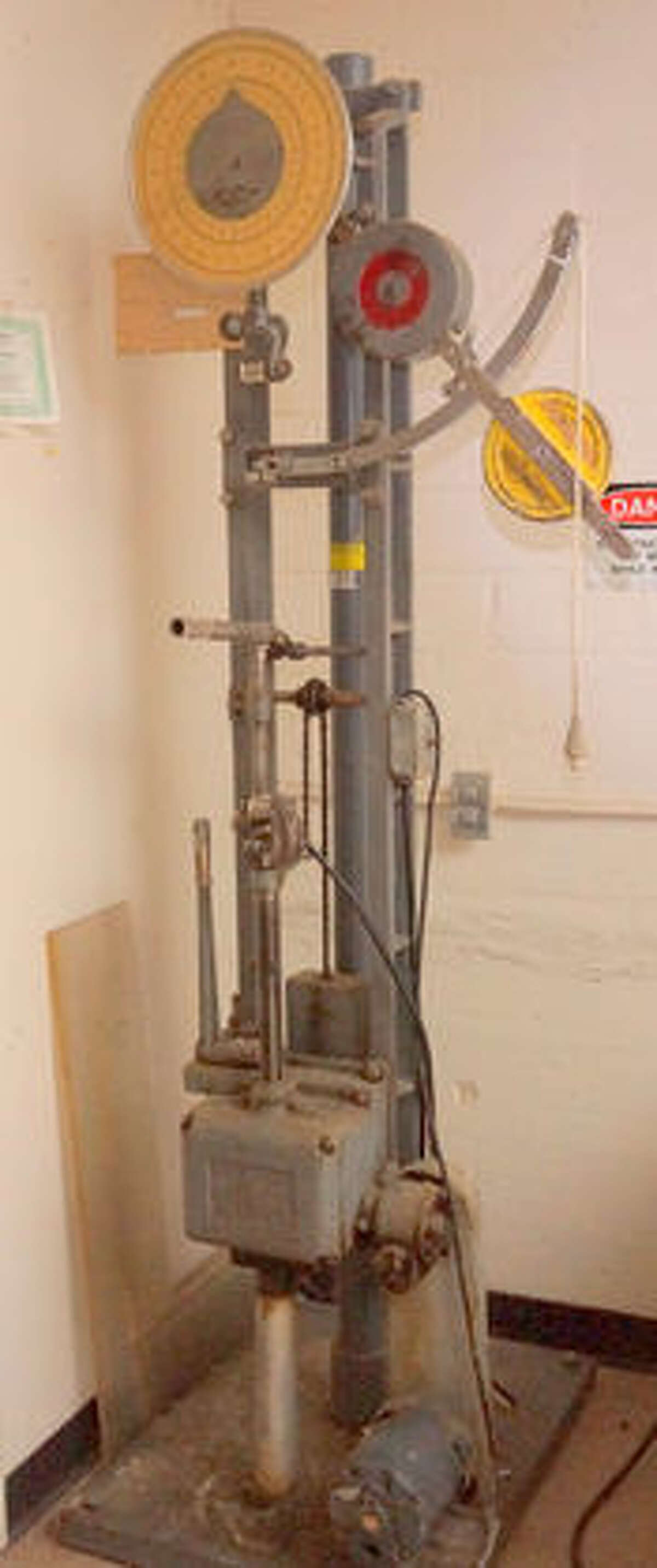 Items from historic New Braunfels mill up for auction