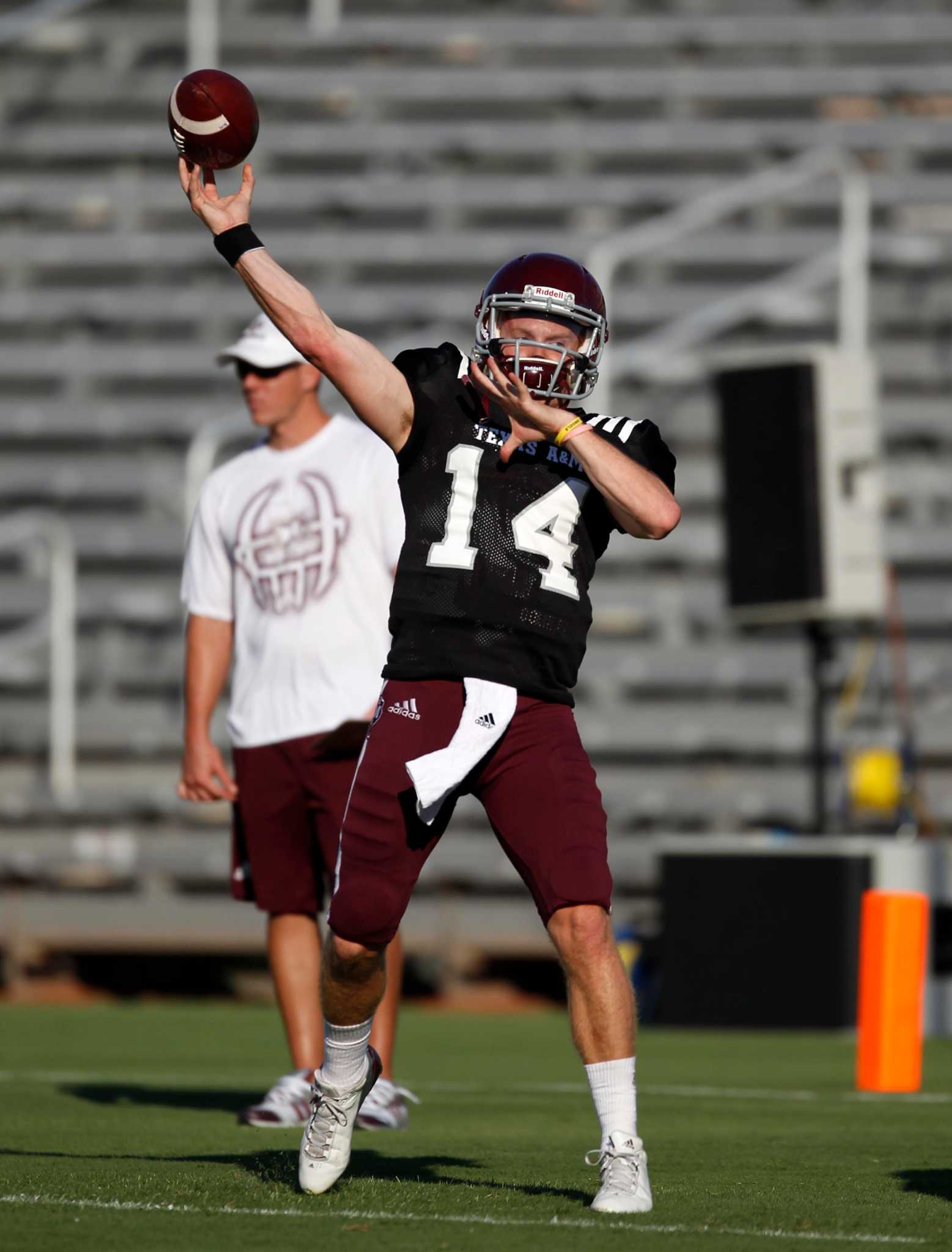 Even as third-team QB, McQueen's 'living the dream'