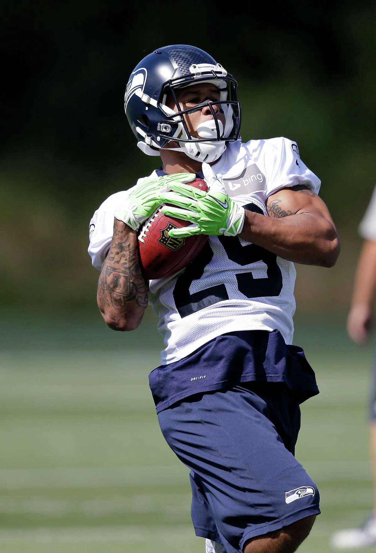 Orange's Earl Thomas on cover of 'Sports Illustrated'