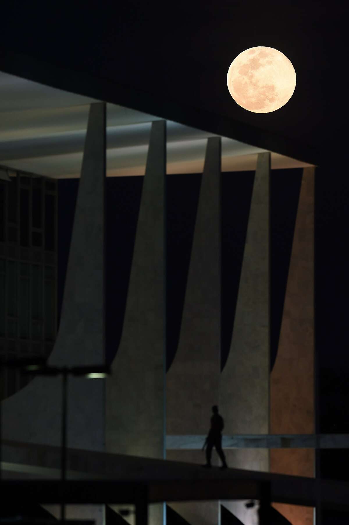 Mother Nature to put on extraordinary display on Nov. 14: Supermoon ...