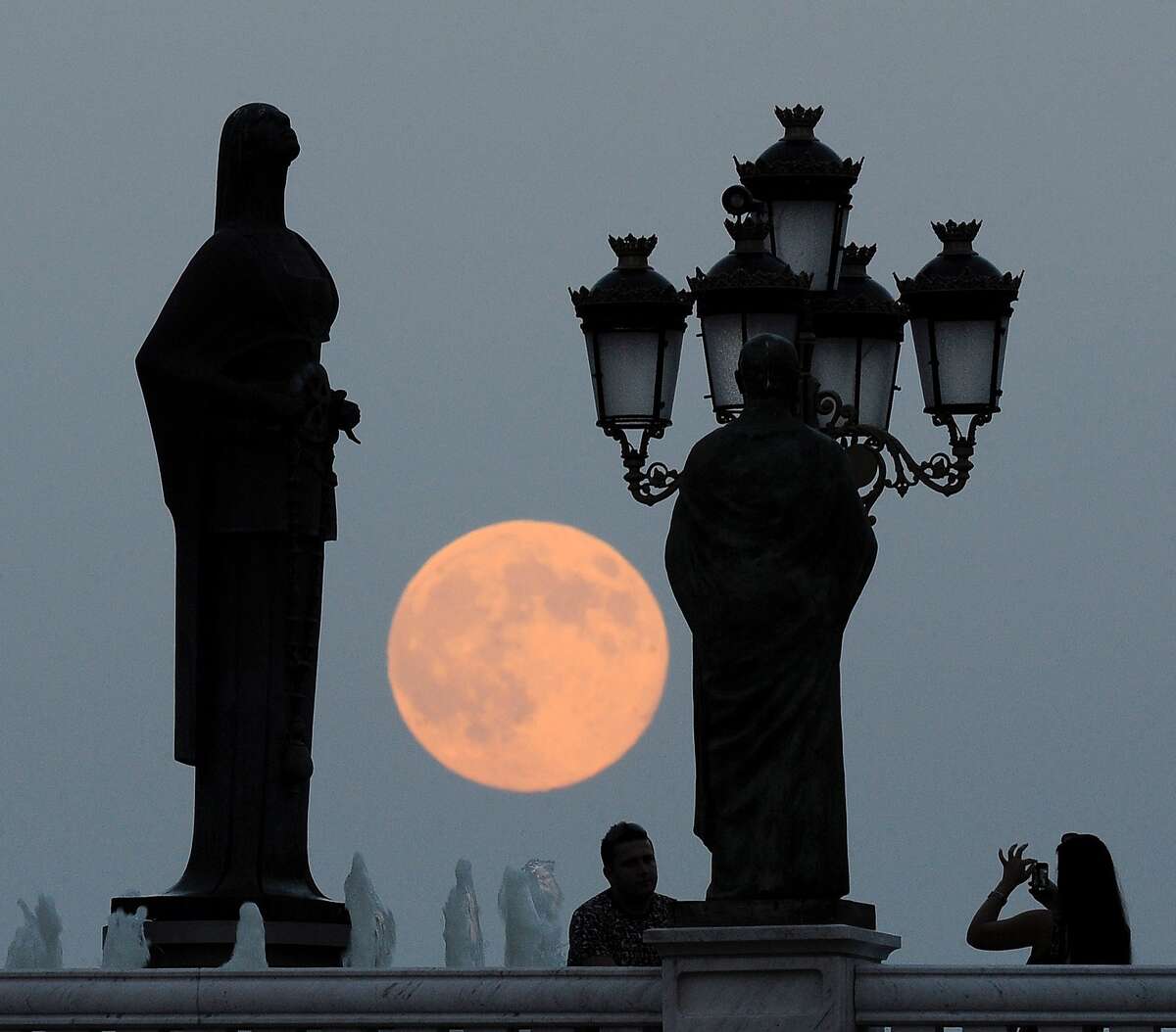 Mother Nature to put on extraordinary display on Nov. 14: Supermoon ...
