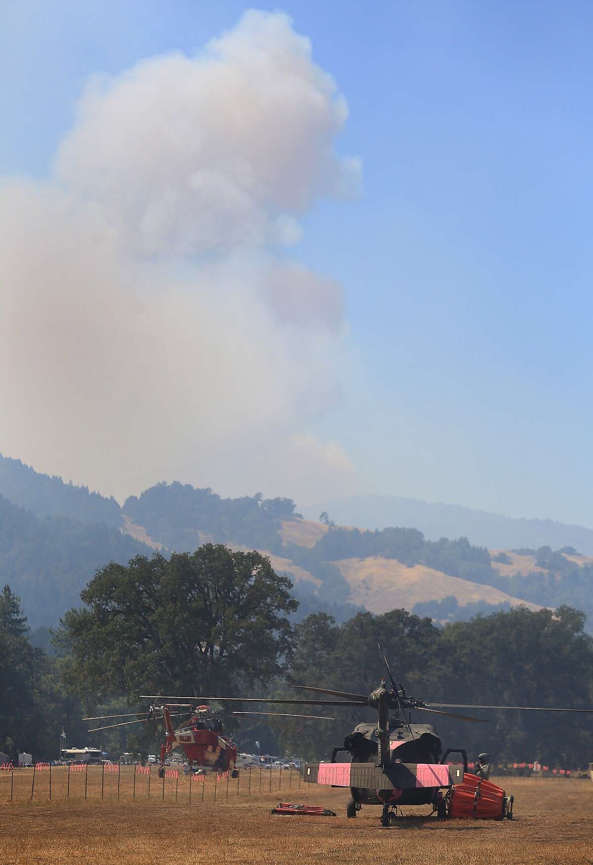 Mendocino wildfire grows by more than 1,000 acres