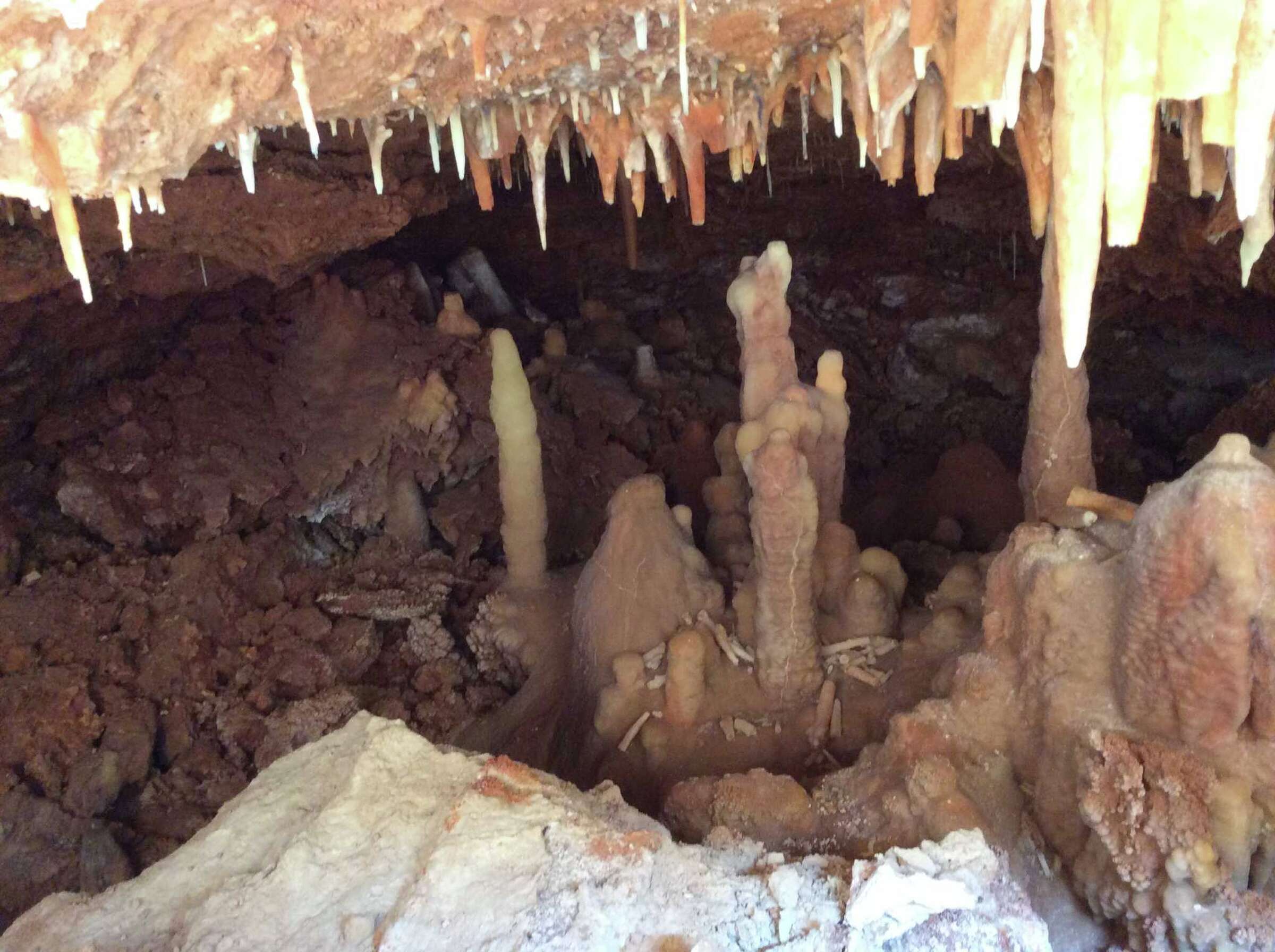 Austin construction crews discover five caves