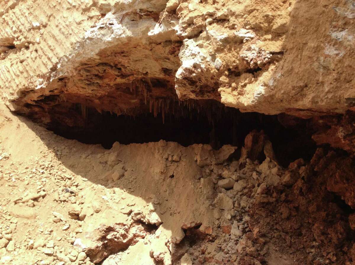 Austin construction crews discover five caves