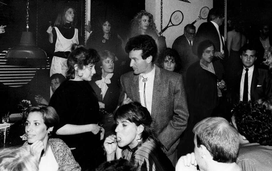 In Robin Williams' Tiburon neighborhood, grief and fond memories - SFGate