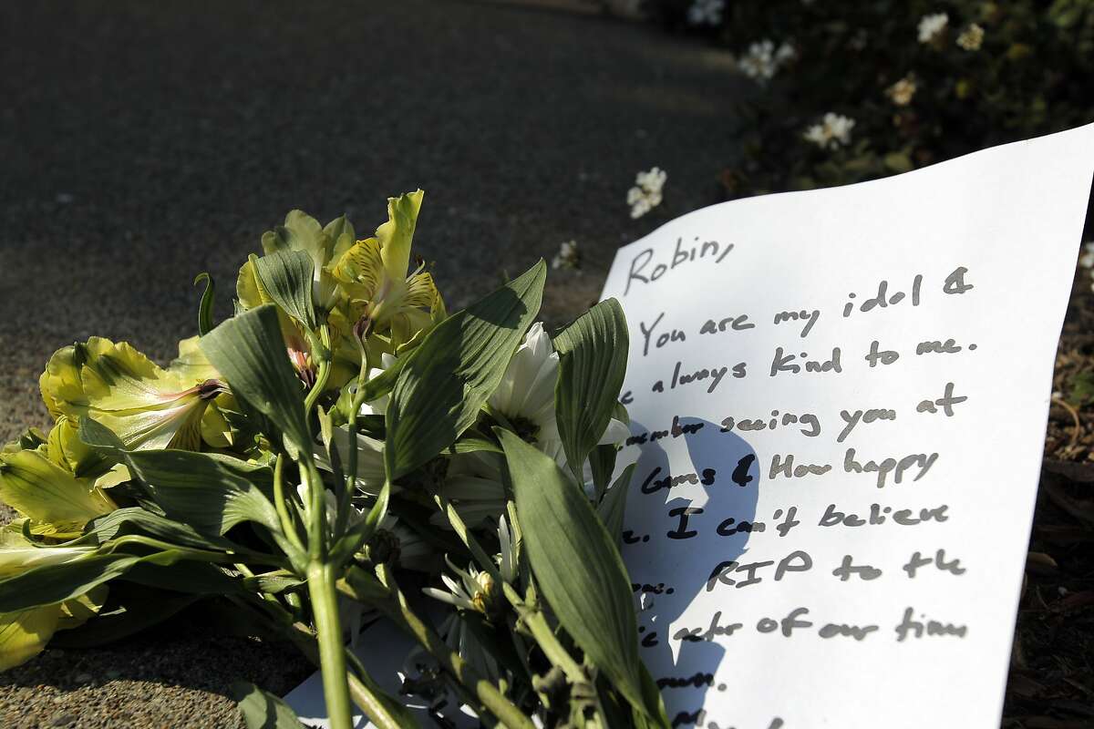Robin Williams dead in suspected suicide