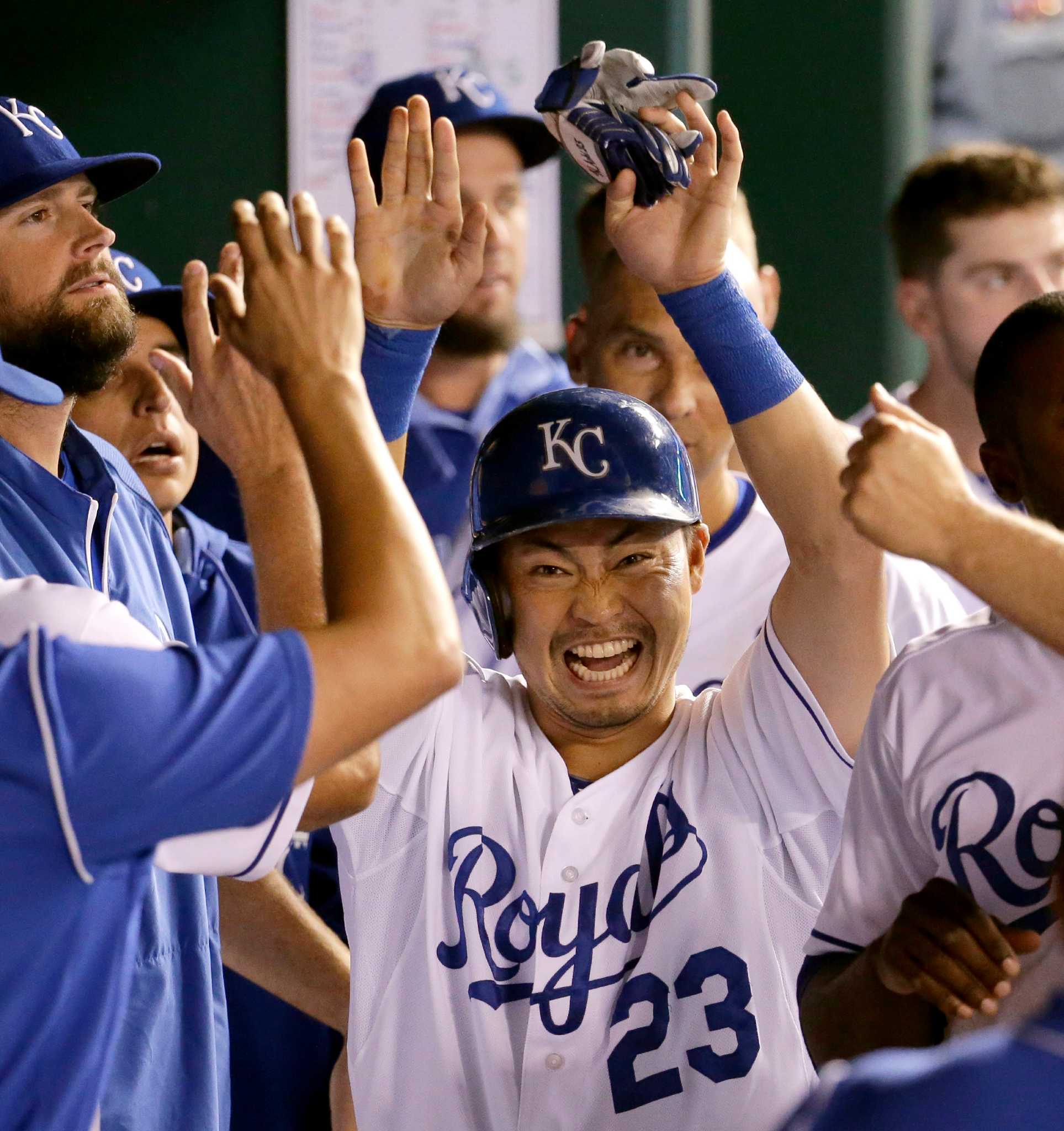 MLB: Royals stifle A's, move atop AL Central