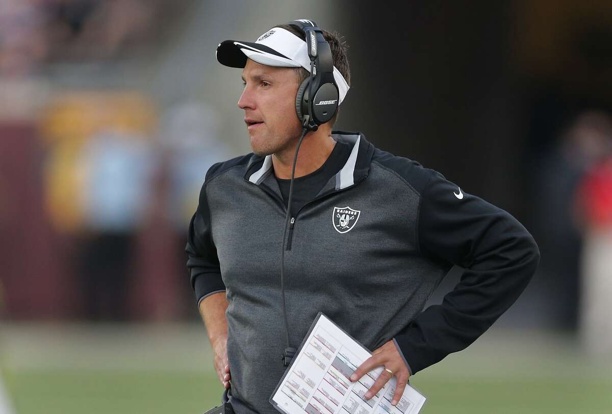 Raiders fire coach Dennis Allen