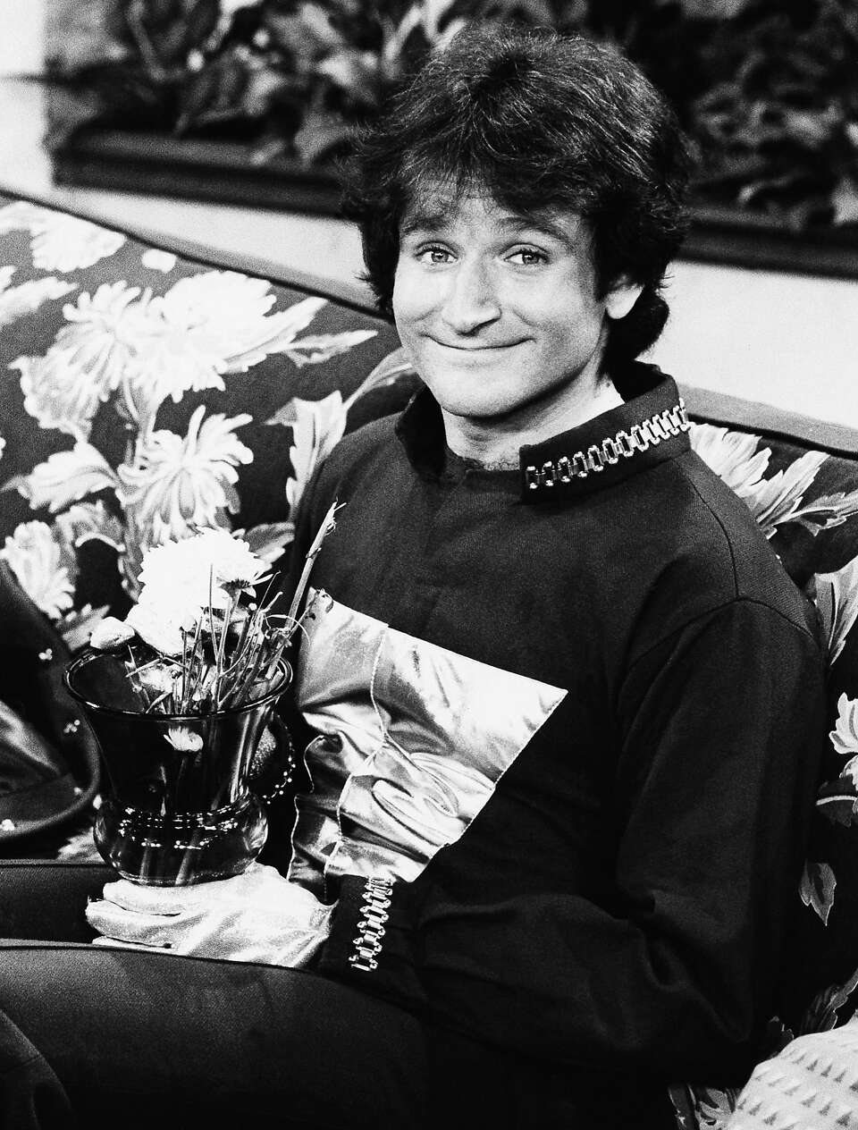 Grim details of Robin Williams' death released by investigators