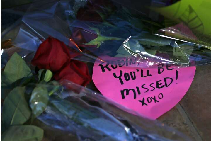 Grim details of Robin Williams' death released by investigators