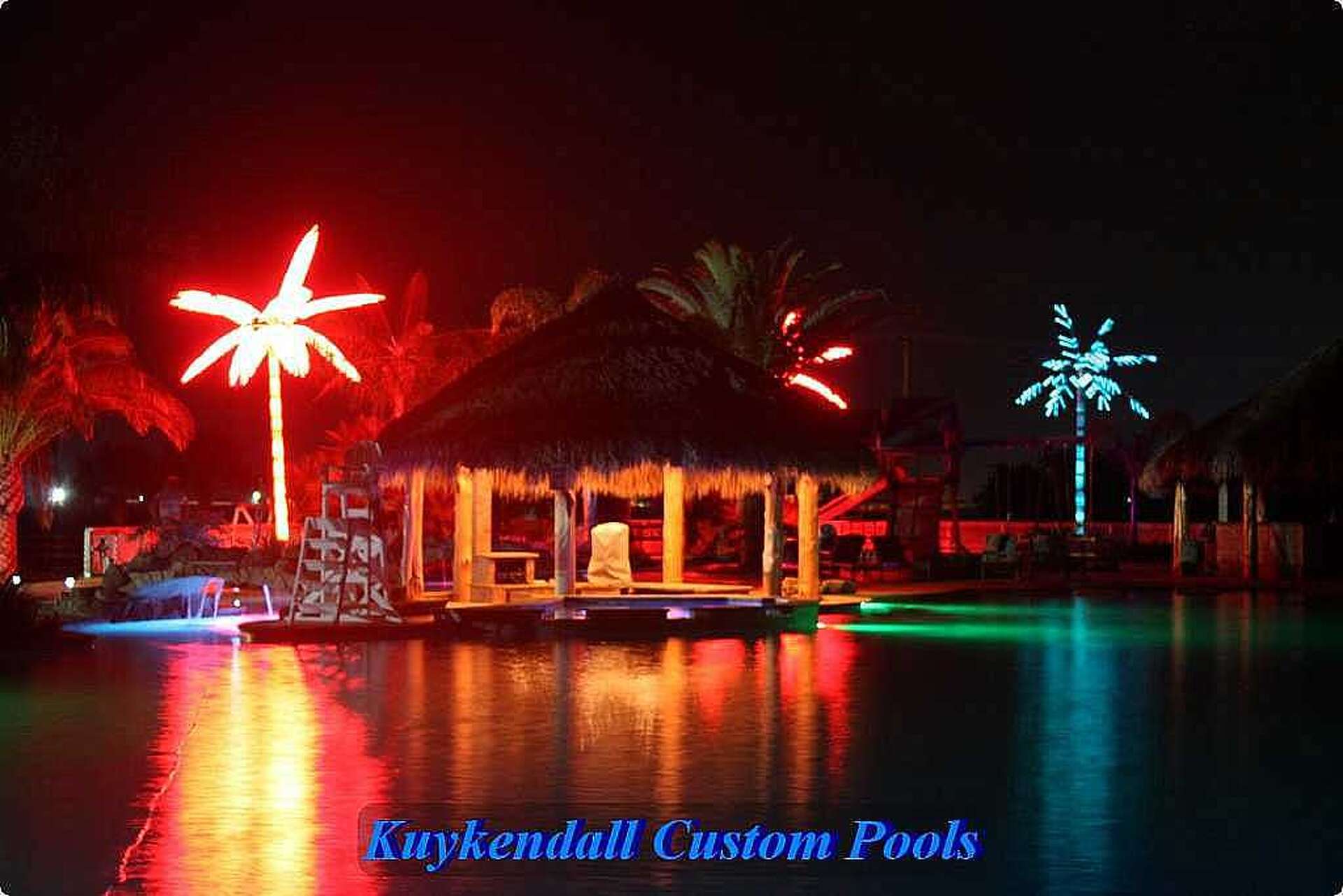 World's largest backyard swimming pool gives Texas home a tropical feel