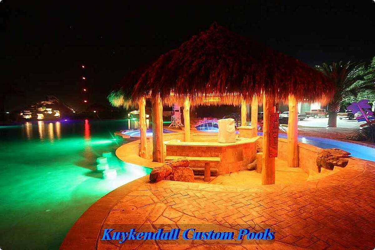World's largest backyard swimming pool gives Texas home a tropical feel