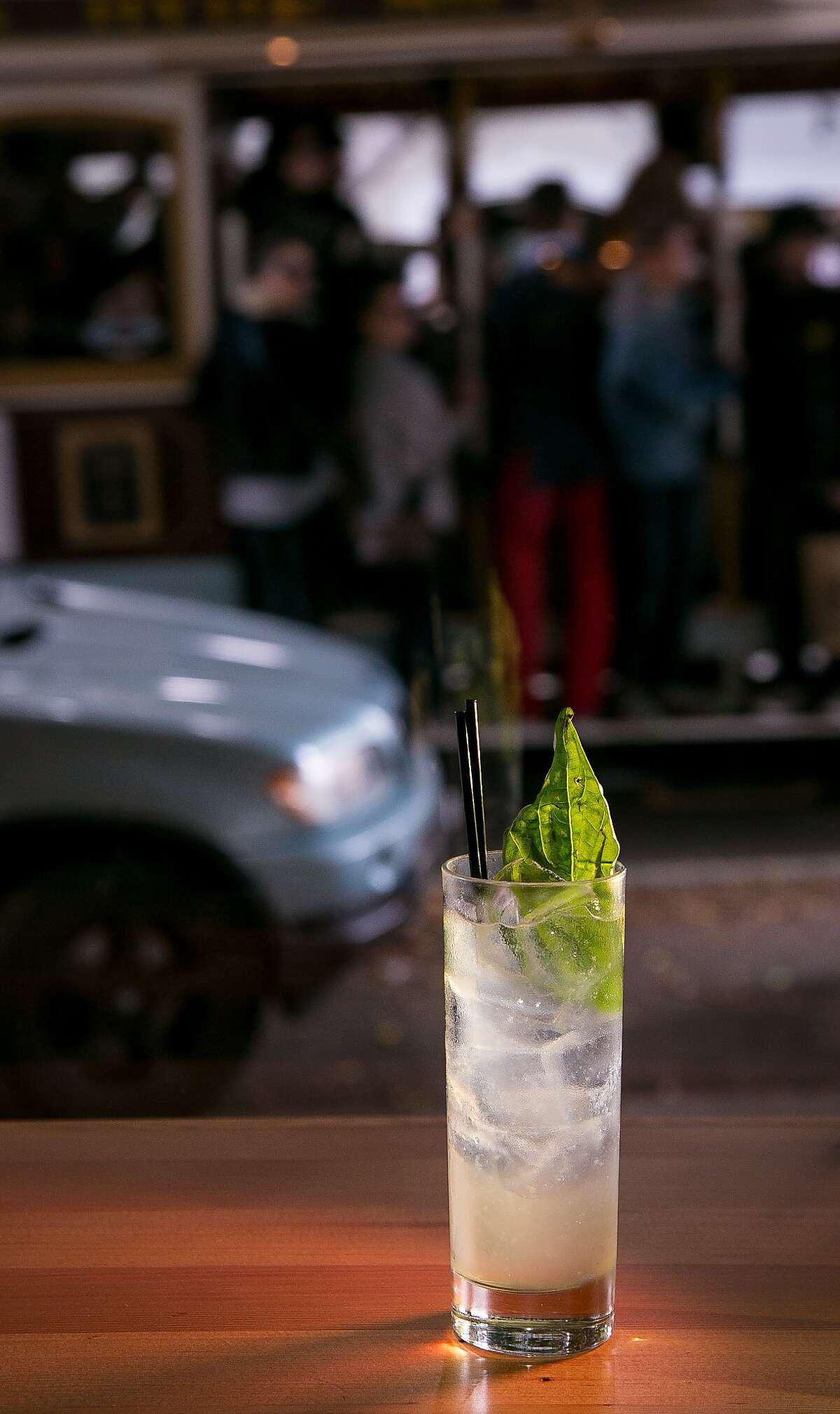 Stones Throw shakes up staid Russian Hill