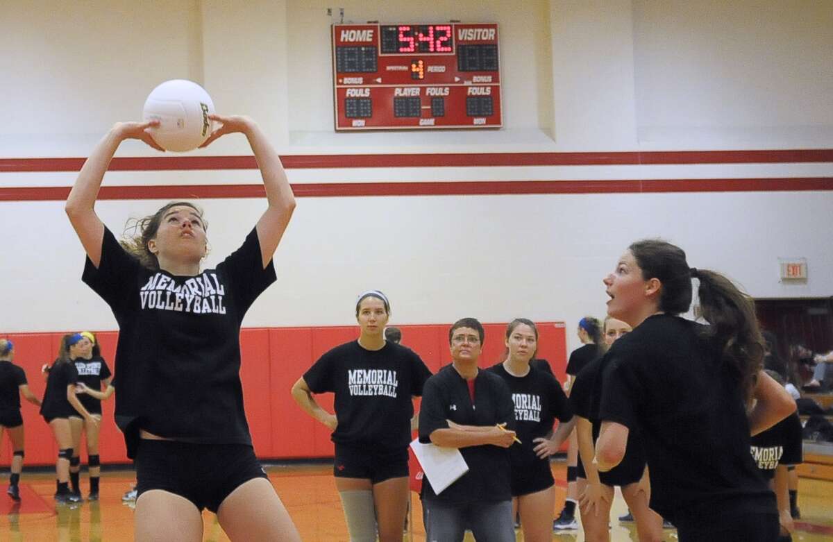 Hawaii trip adds excitement for powerful Memorial squad