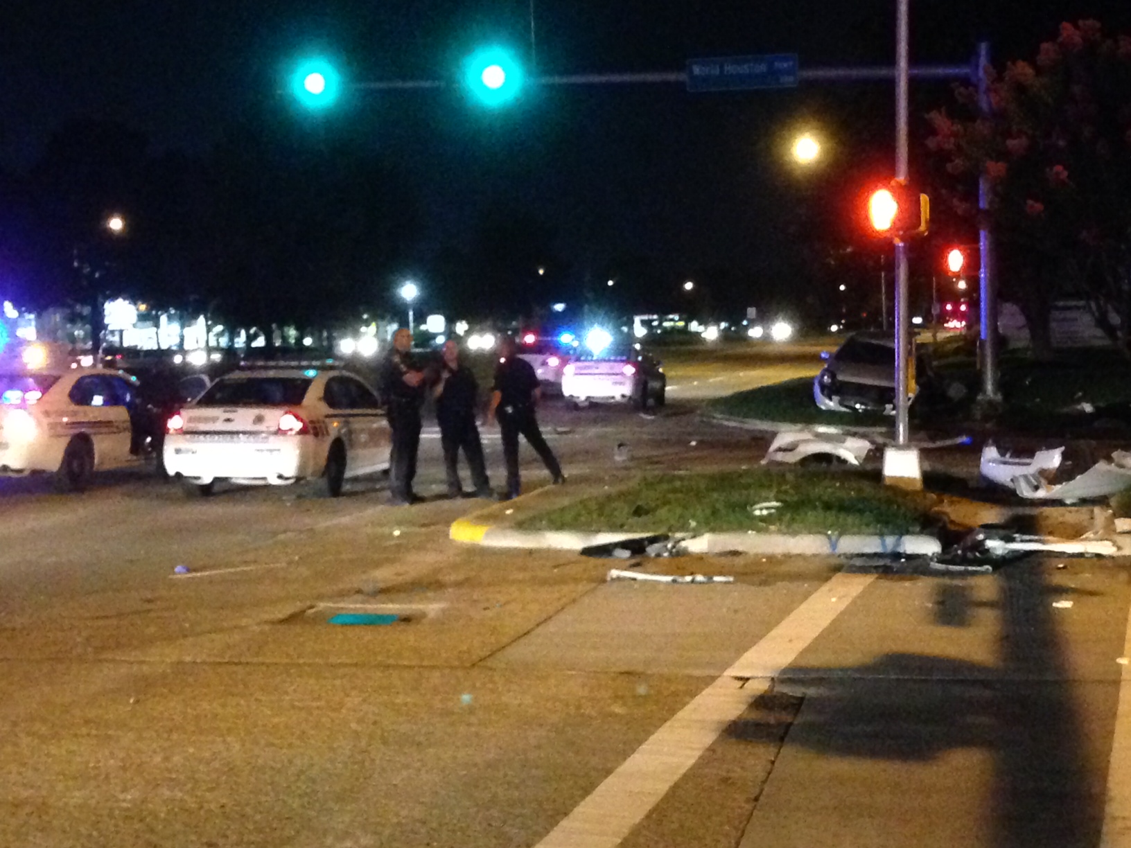 Chase ends in deadly crash near IAH