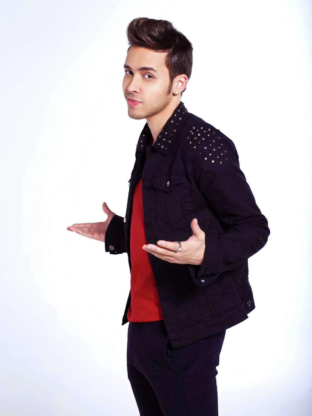 Prince Royce reigns over the bachata sound